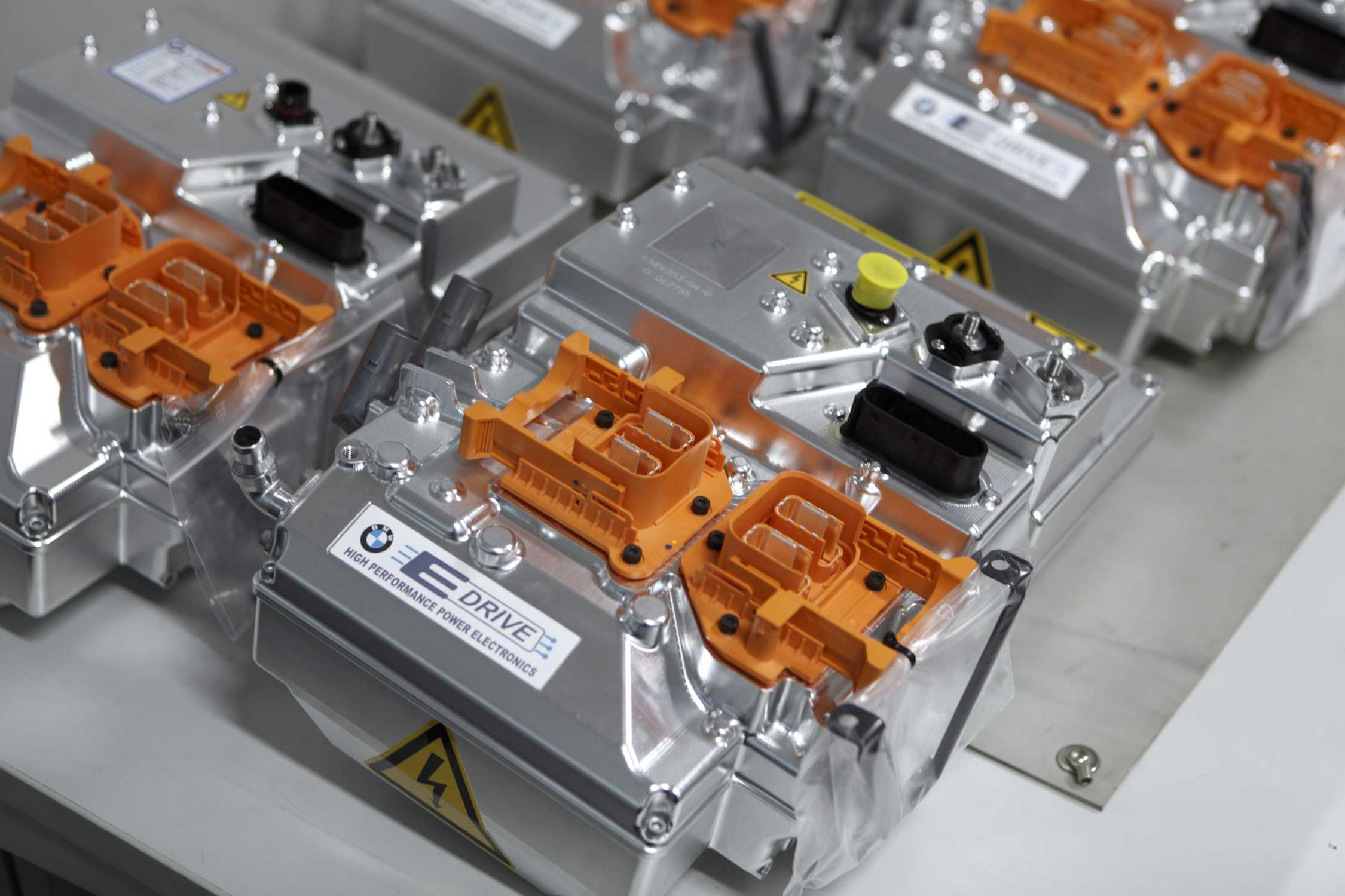 BMW Group Development Electric Drivetrain: Power Electronics (06/2010)