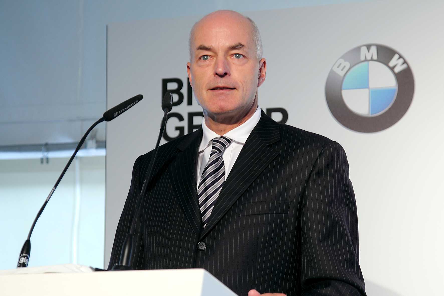 Feierlicher Spatenstich für die neue BMW Niederlassung in Berlin am ...