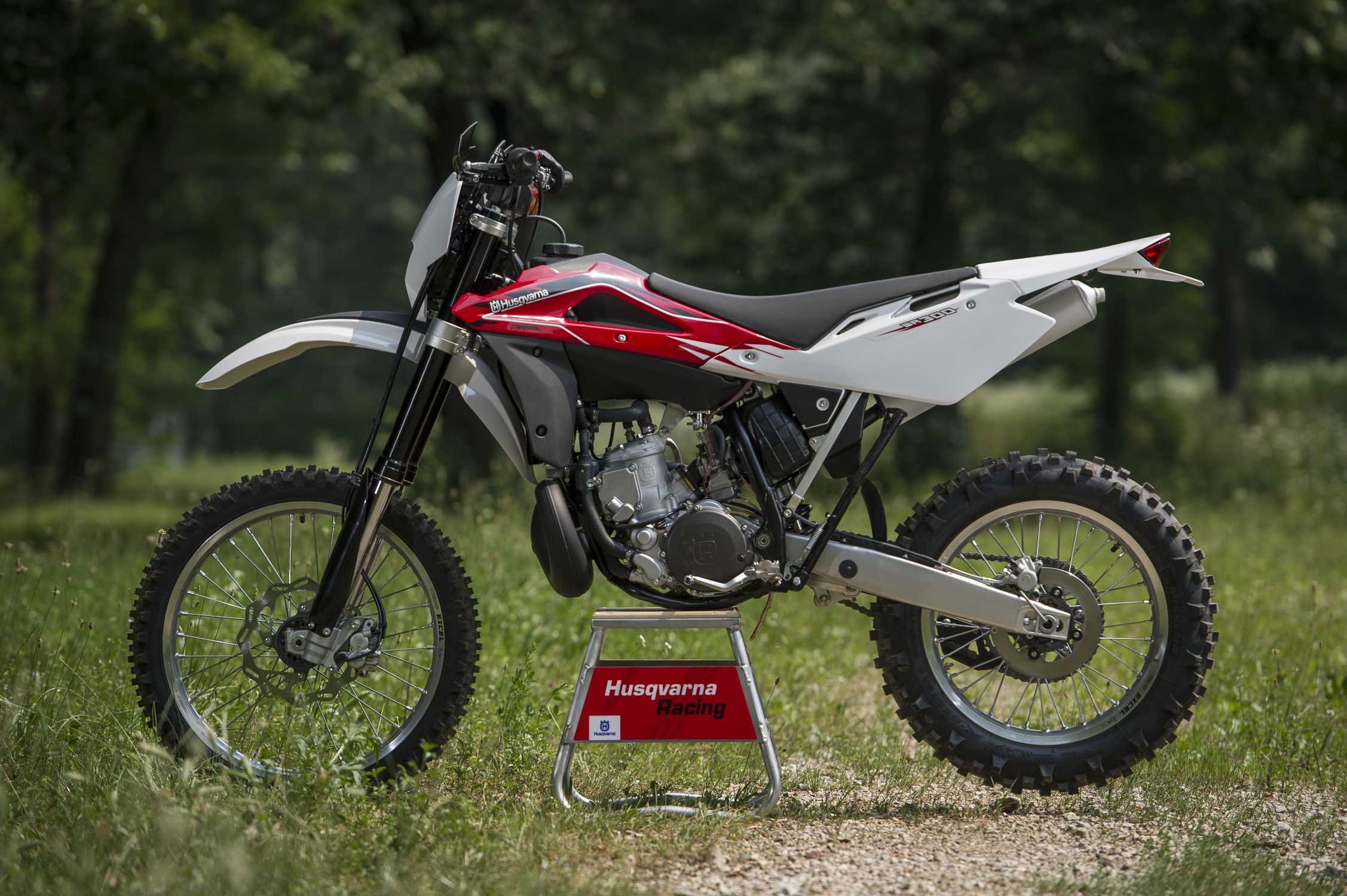 Husqvarna WR 300 Model Year 2013 (06/2012)
