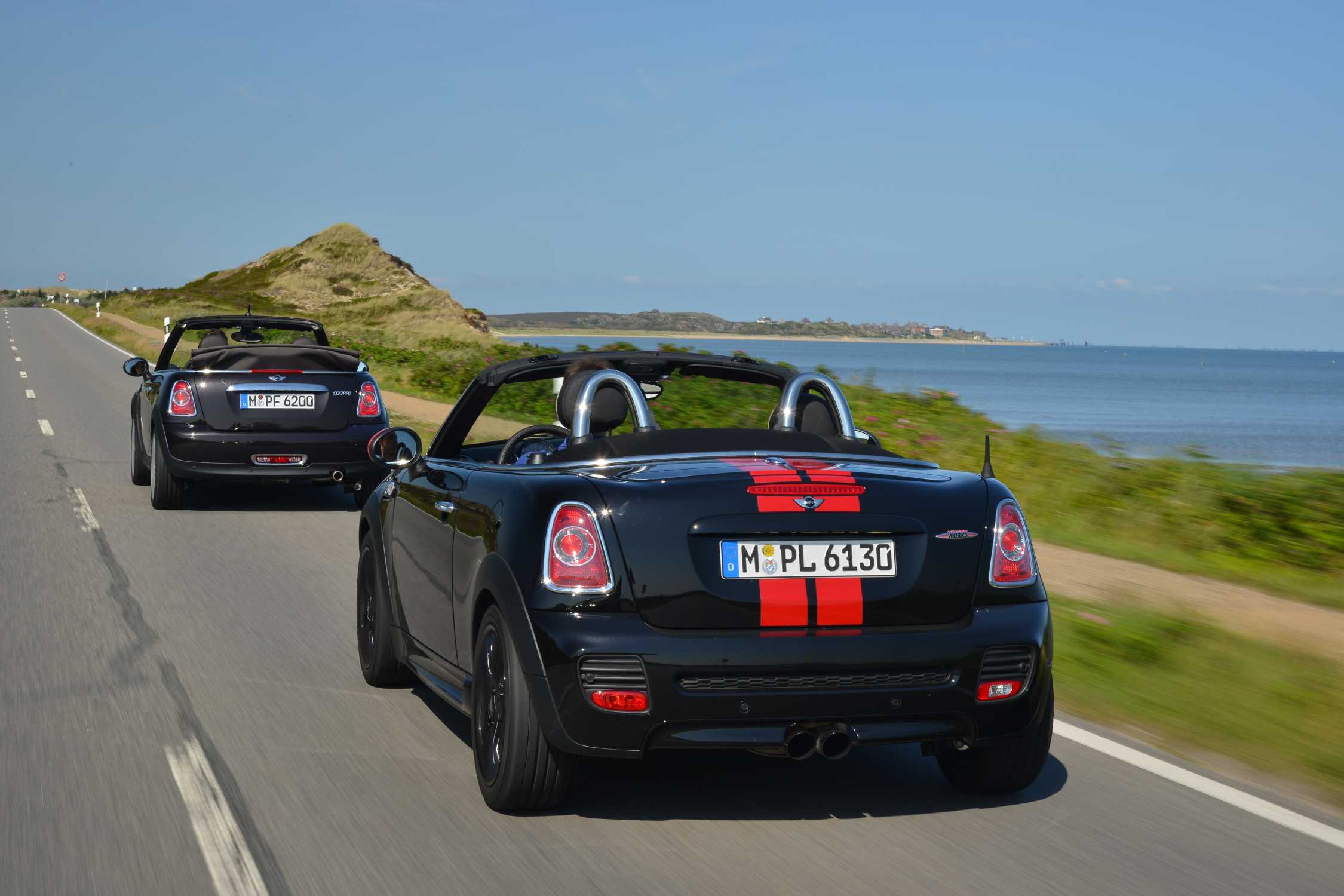 MINI Convertible and MINI Roadster in Sylt. (07/2013)