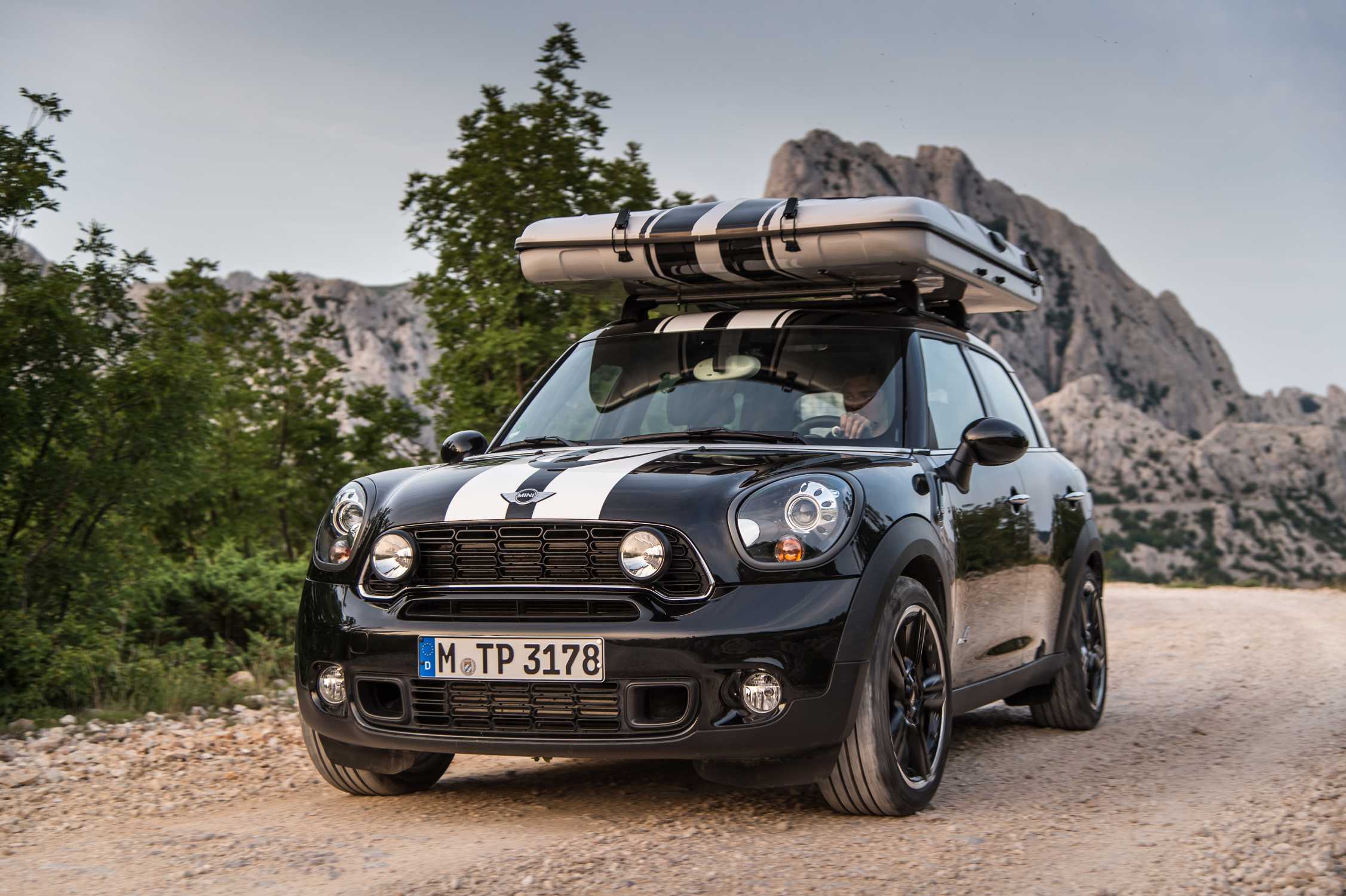The MINI Countryman ALL4 Camp. (07/2013)