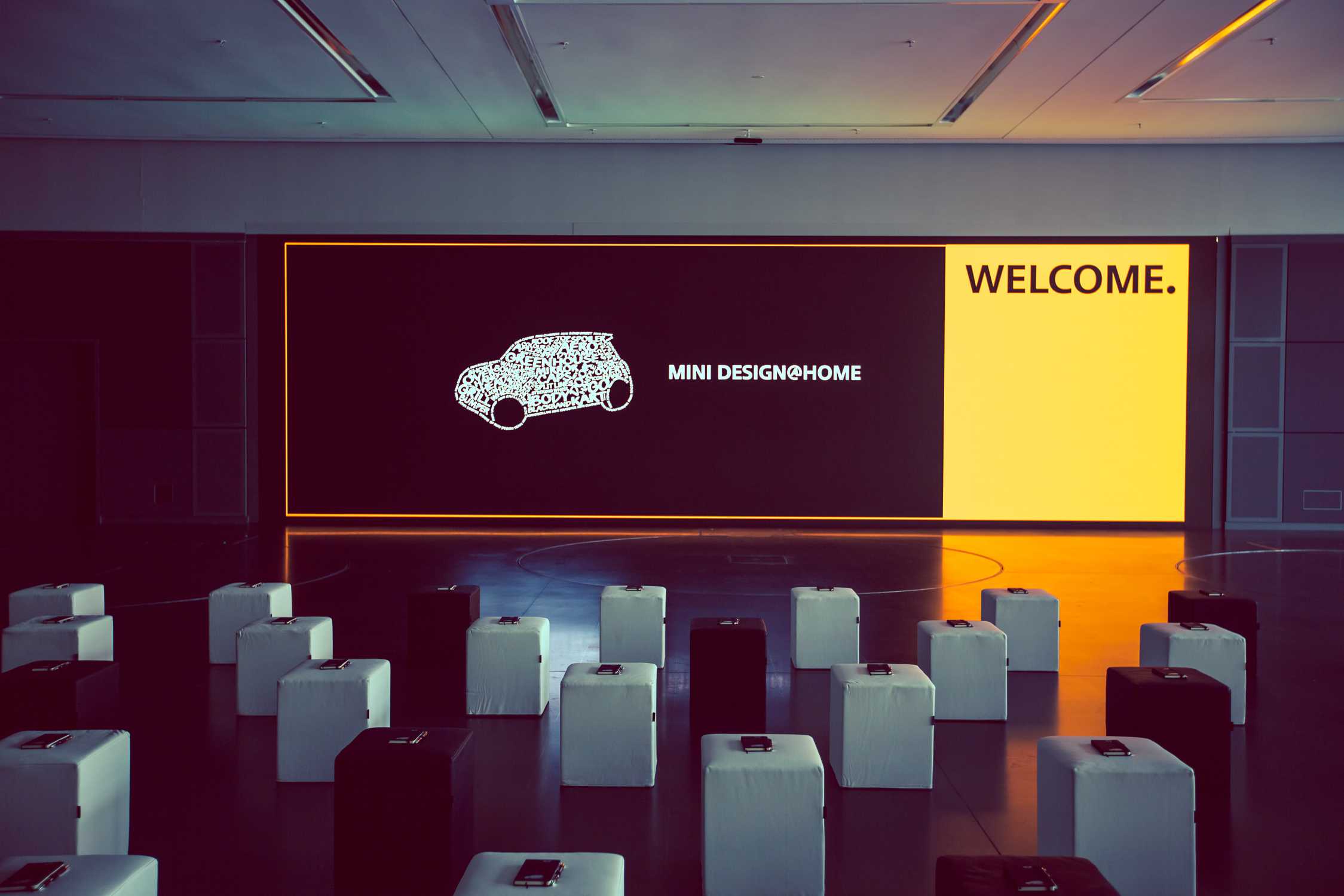 BMW Group Design Powerwall (08/2013)