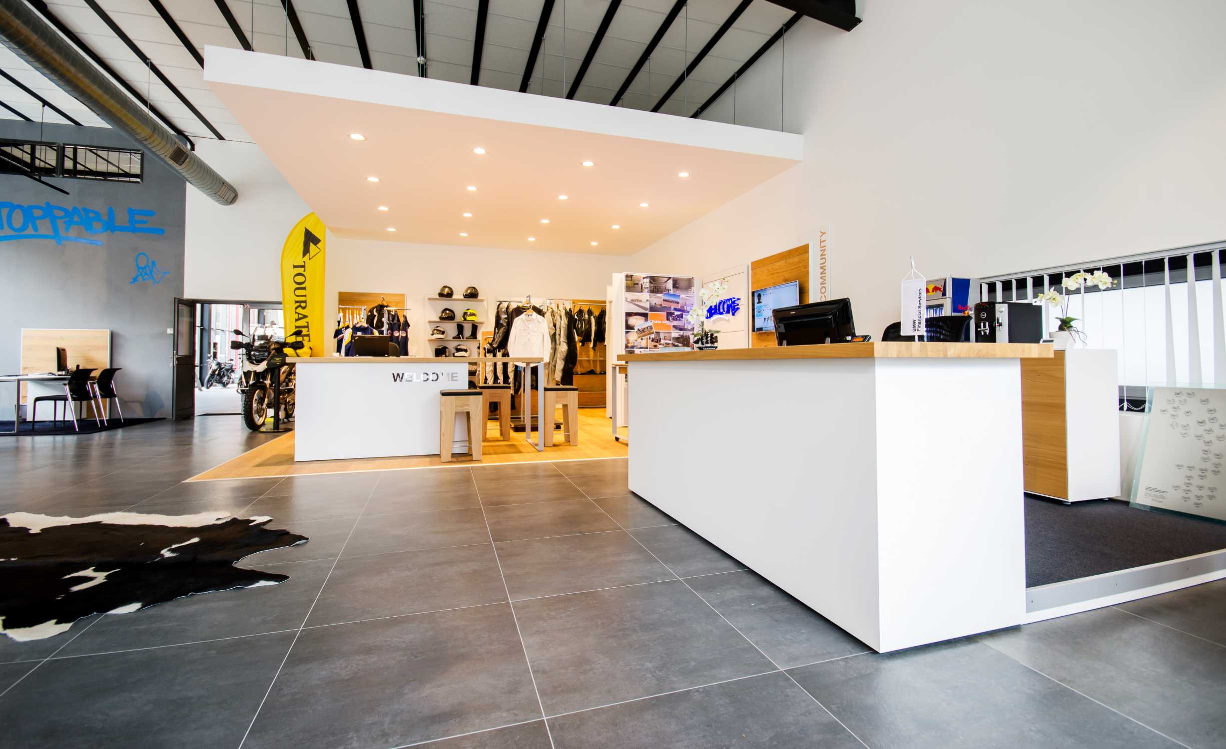 Zubor Showroom (11/2013)