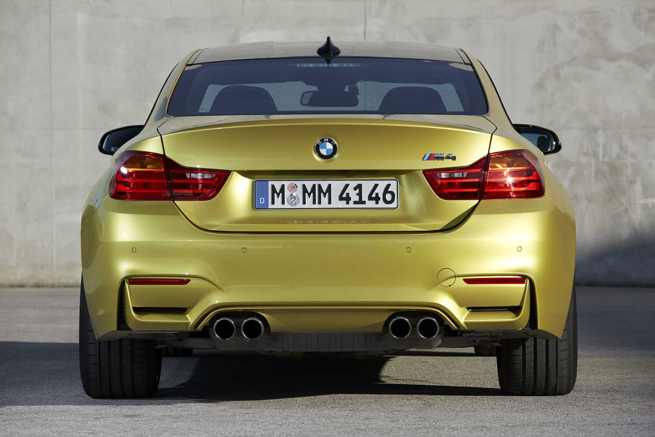 The new BMW M4 Coupe. (05/2014)