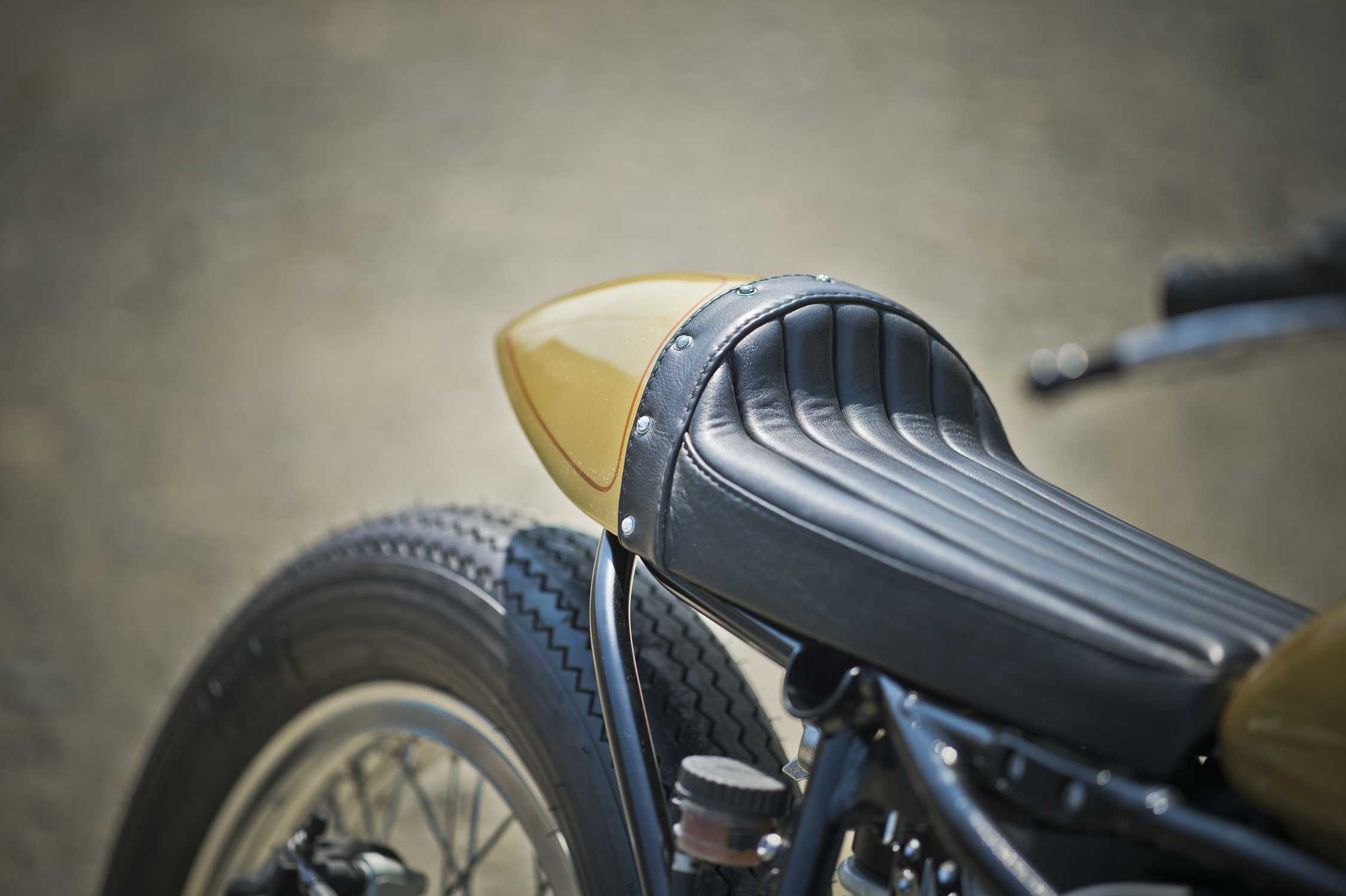 BMW R nineT Project Japan - Go Takamine (Brat Style) (09/2014)