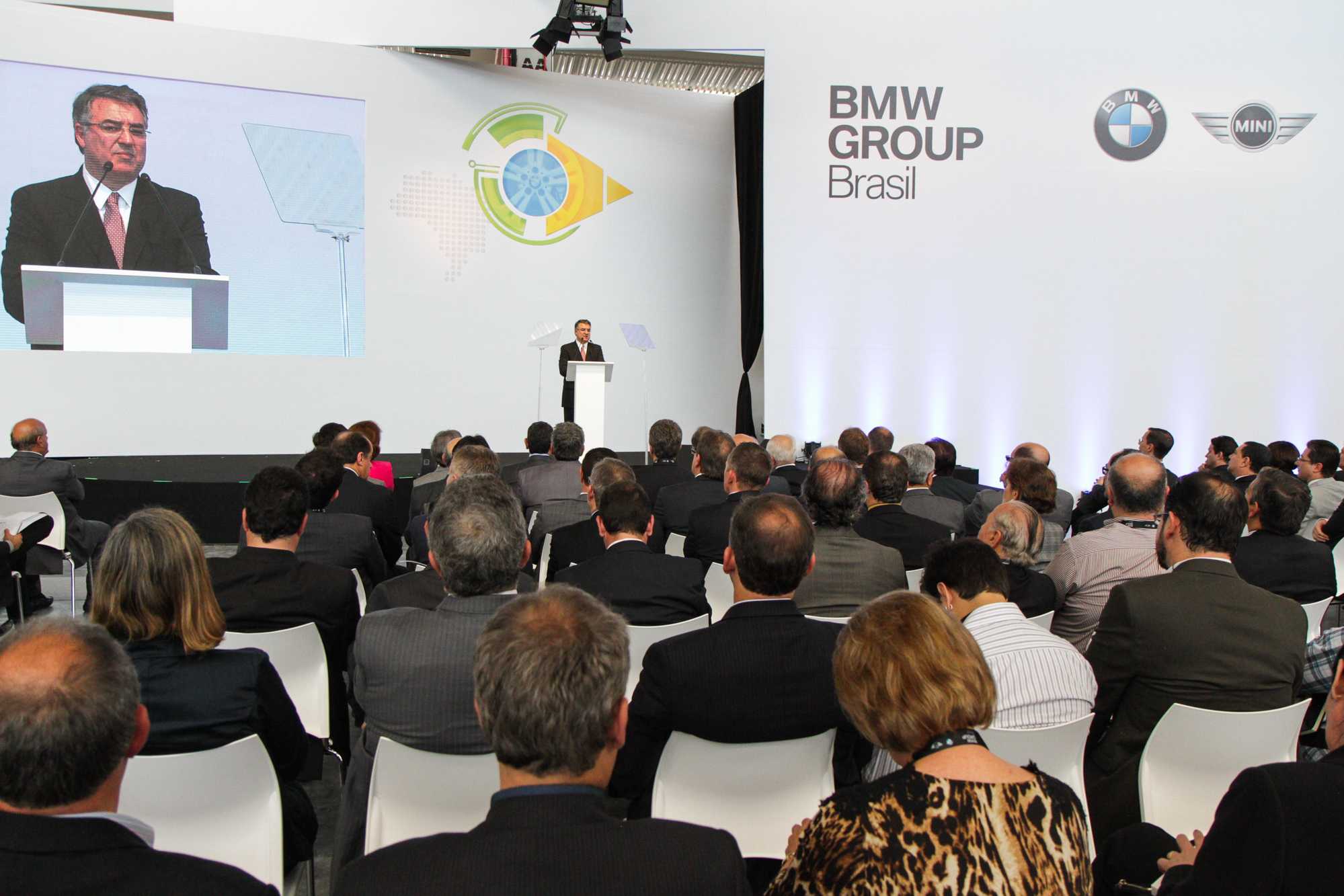 BMW Group assembles first car in Brazil. (10/2014)