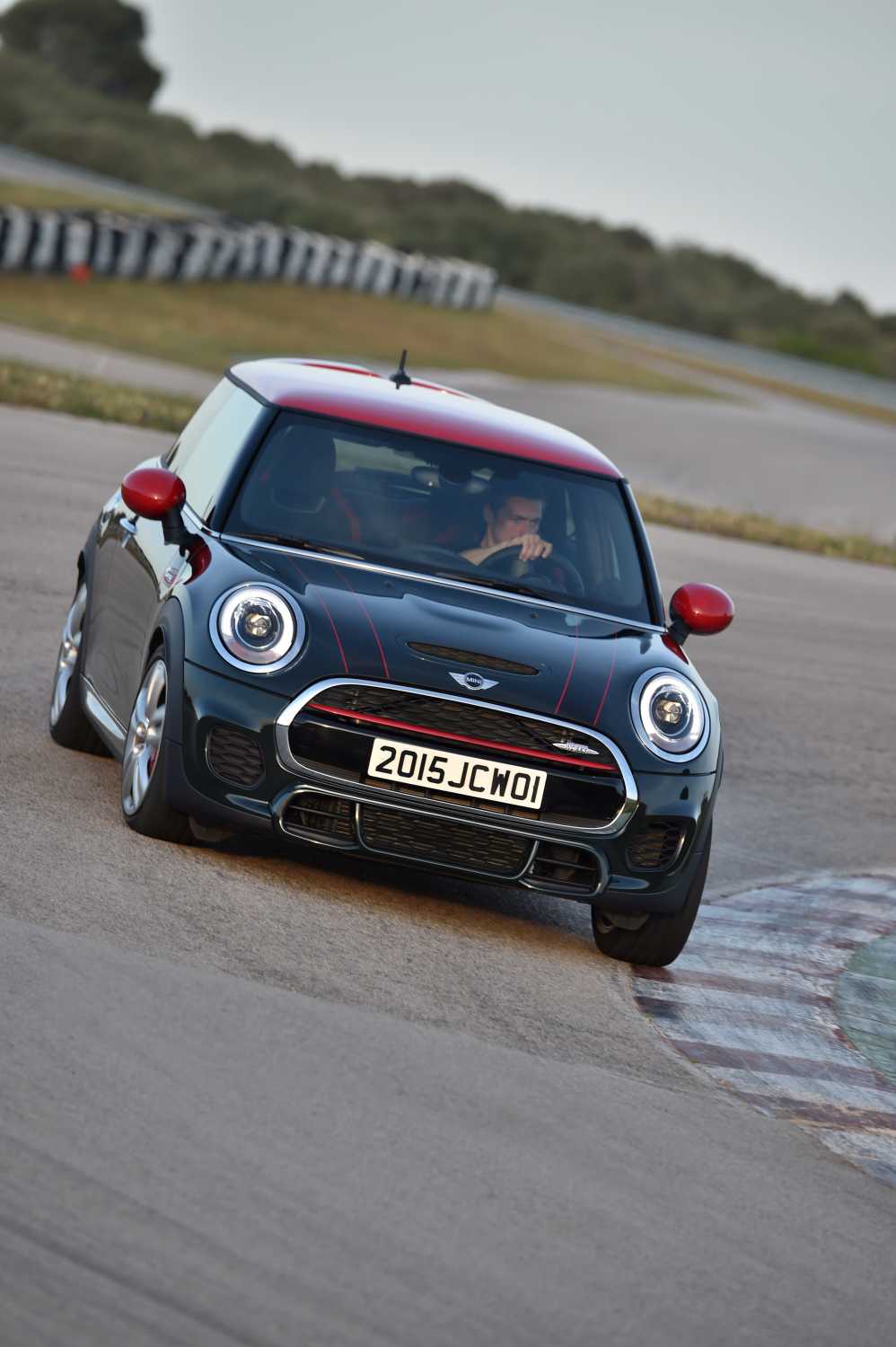 MINI John Cooper Works. (05/2015)
