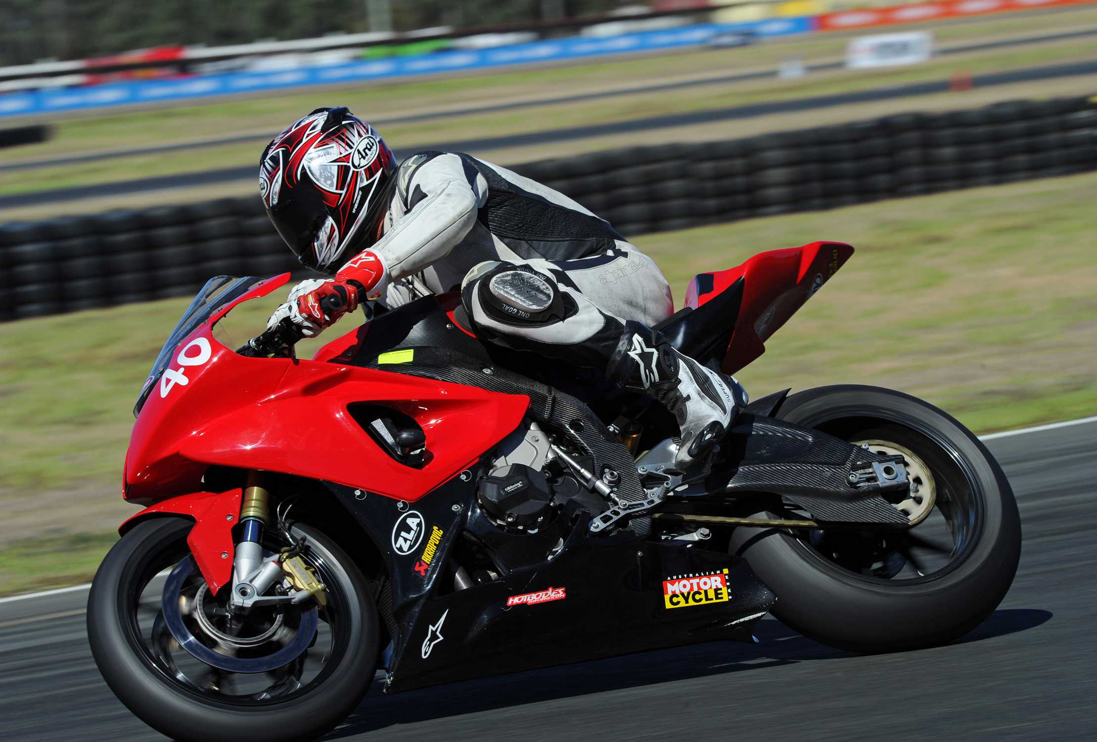 Sydney (AUS) 16th August 2015. Team BMW Rider Jeff Dorman #40 (AUS ...