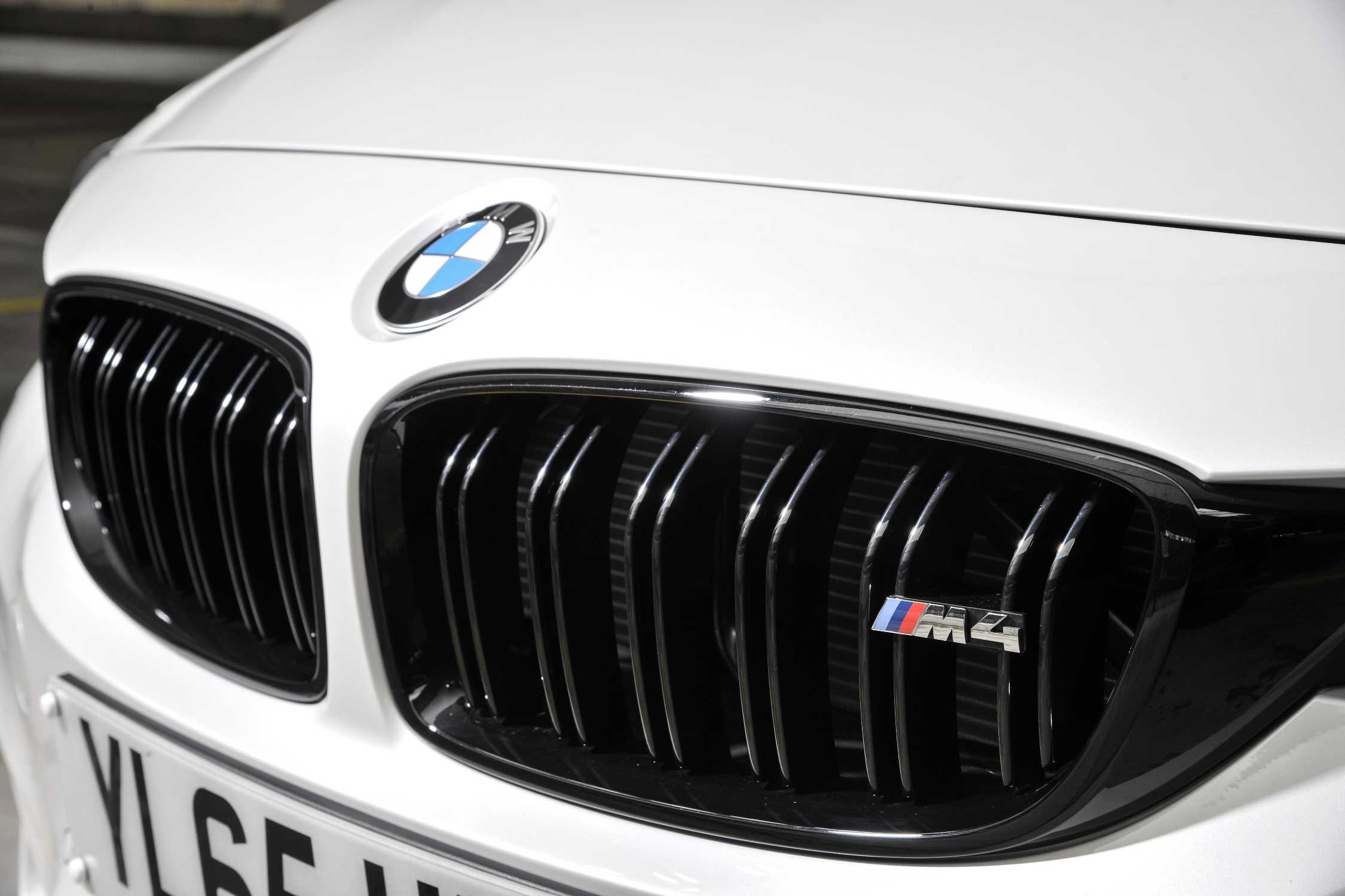 M4 Coupé with Competition Pack