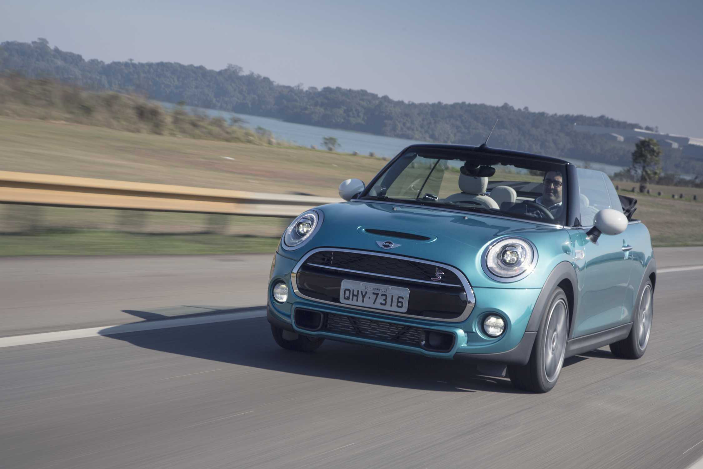 New MINI Cabrio. (08/2016)