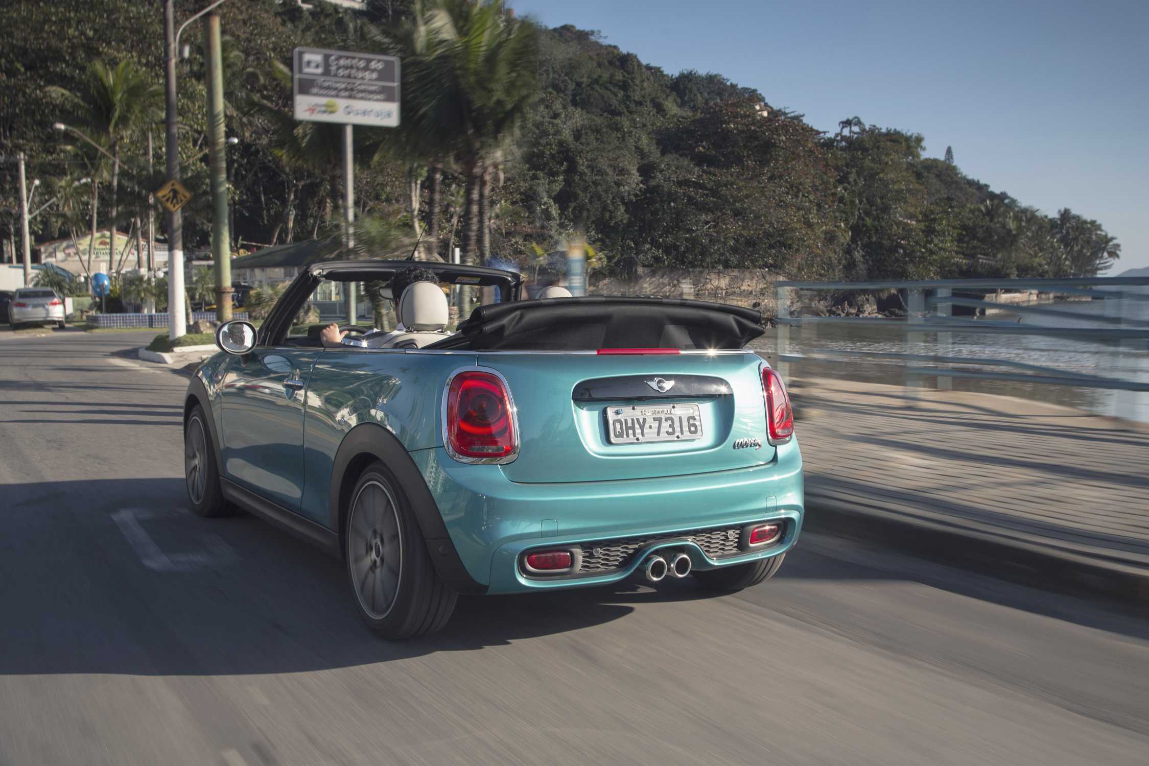 New MINI Cabrio. (08/2016)