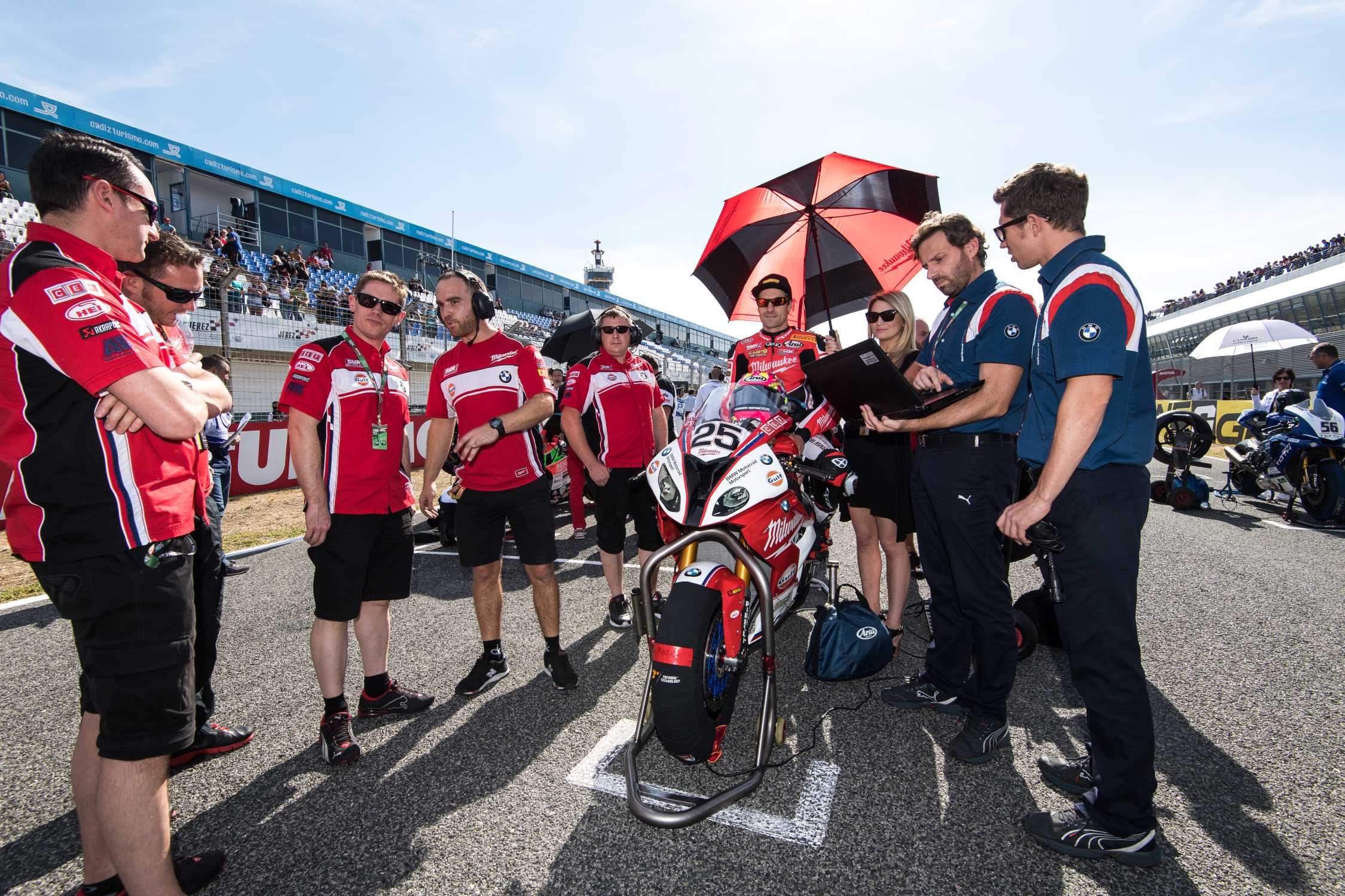 Jerez de la Frontera (SPA) WorldSBK 16th October 2016. Team Milwaukee ...