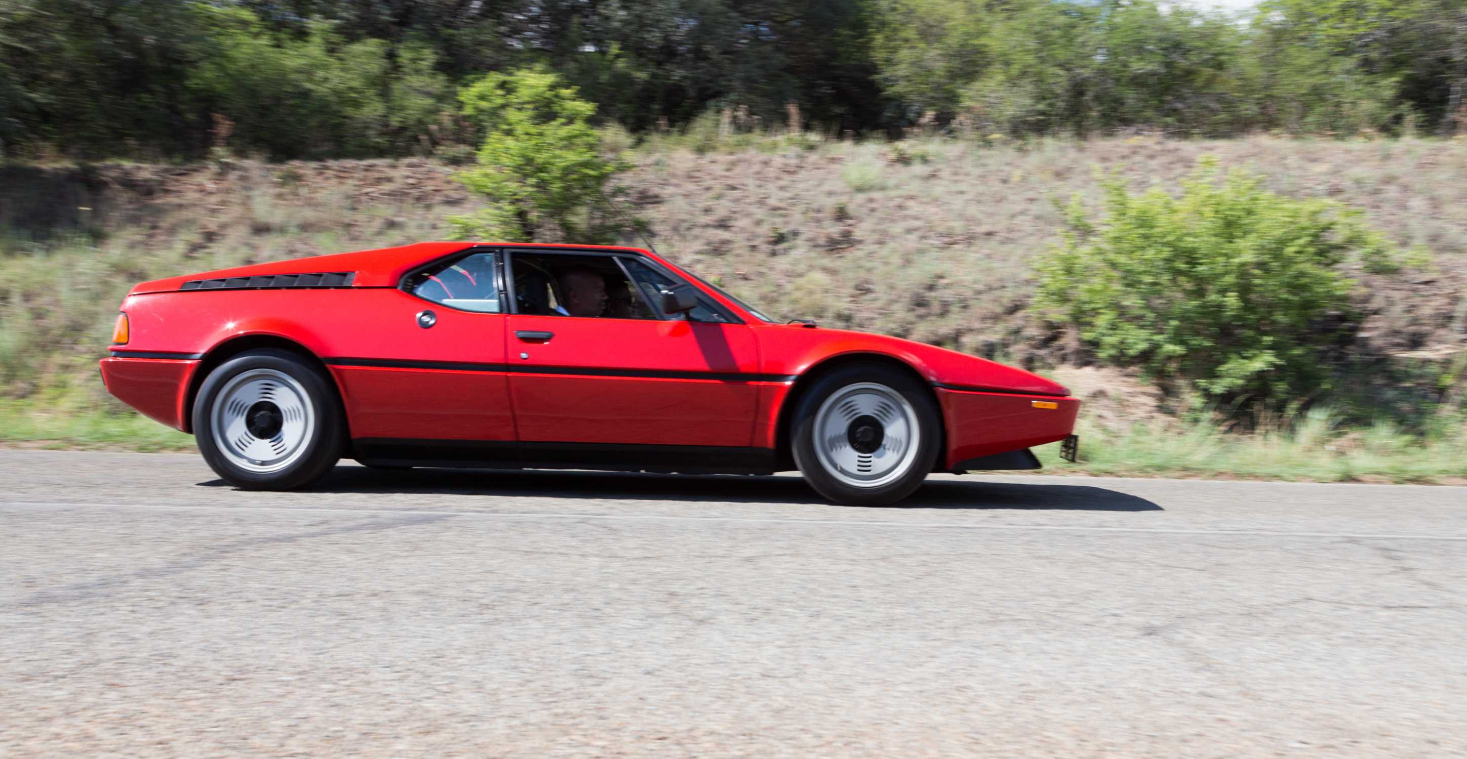 BMW South Africa’s refurbished BMW M1 and BMW 333i classic cars. (11/2016)