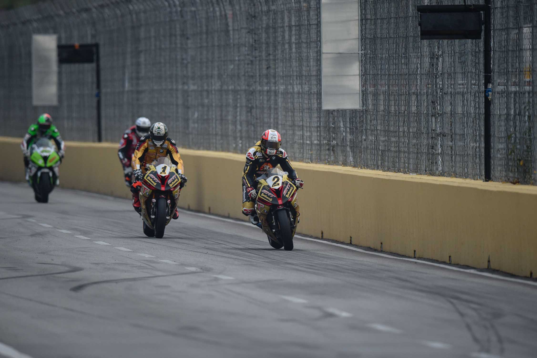 Macau (RC) - Macau Motorcycle Grand Prix - 20th November 2016. Team BMW ...