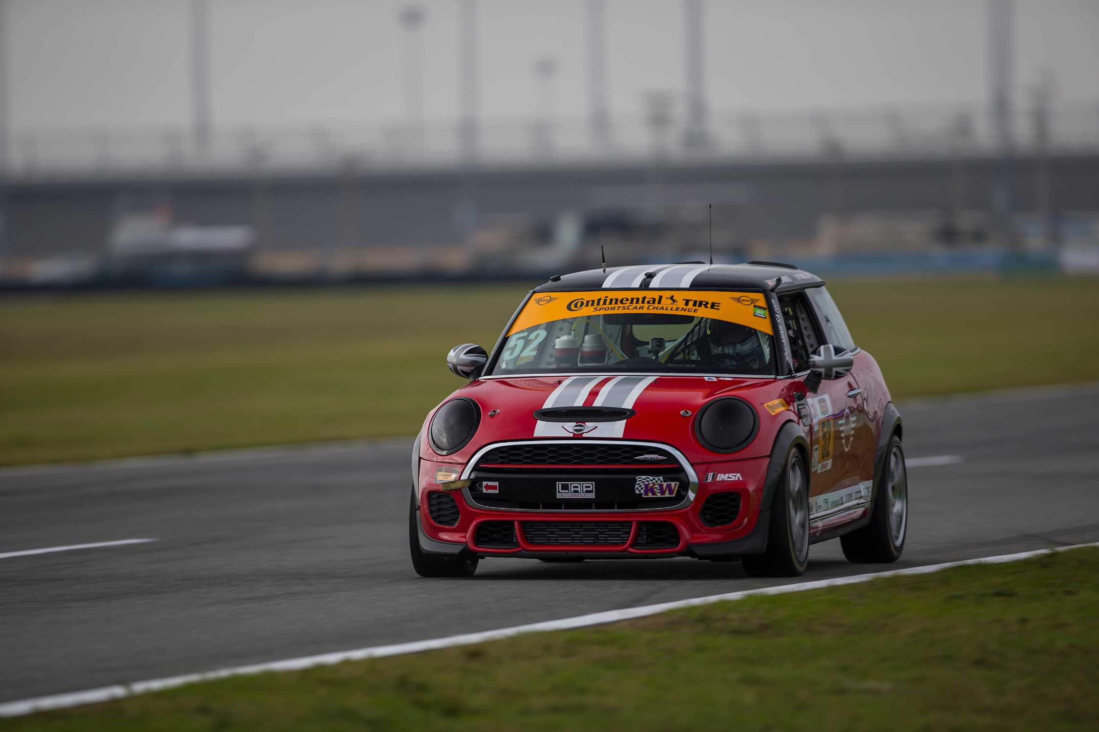 MINI JCW race cars practice at Daytona International Speedway. (01/2017 ...