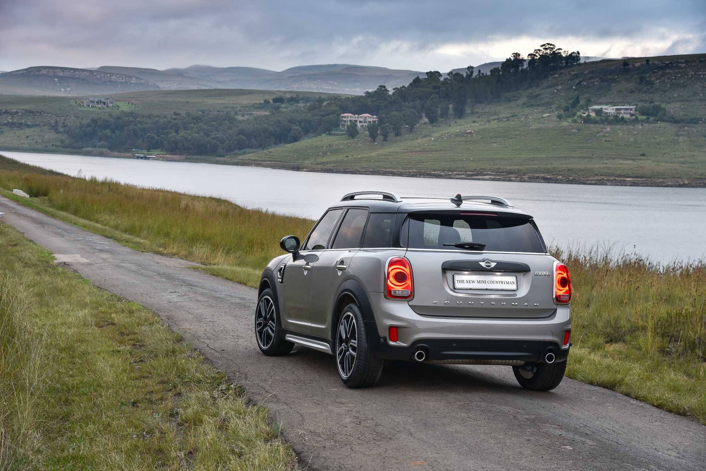 The new MINI Countryman now available. (03/2017)