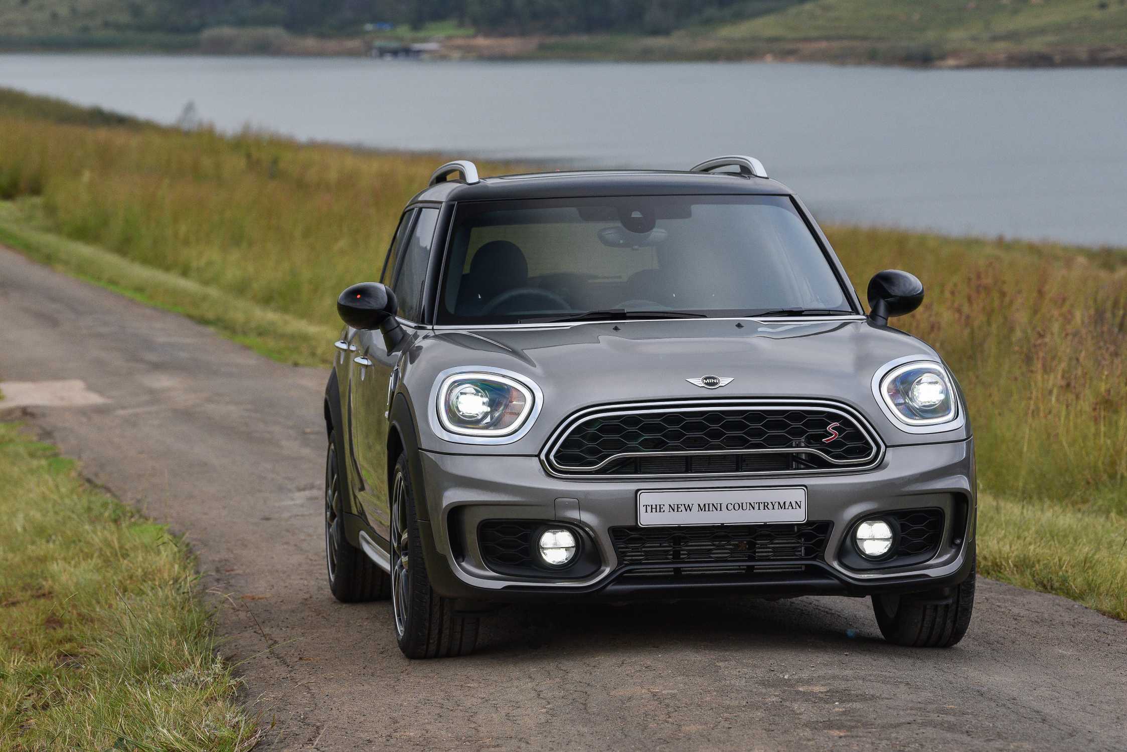 The new MINI Countryman now available. (03/2017)