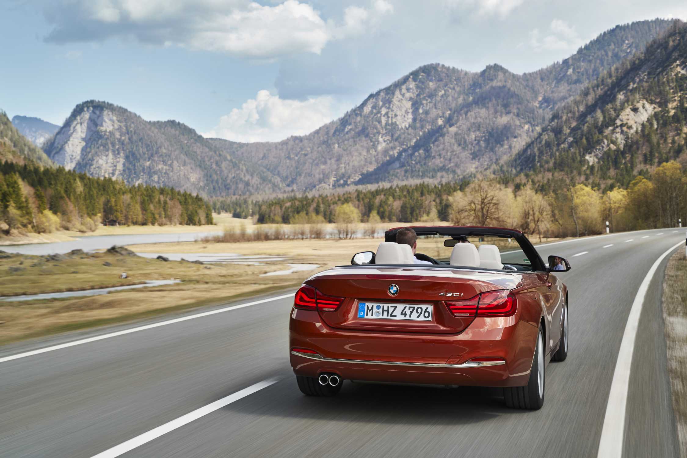 The new BMW 430i Convertible (04/2017).