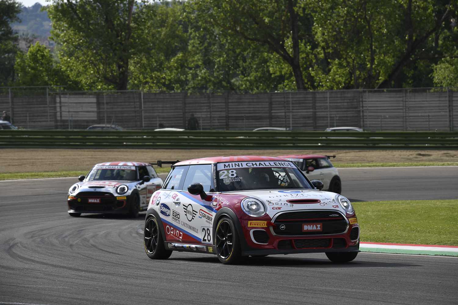 29/04/2017 MINI Challenge 2017 - IMOLA - Gara 1 - N. 28 Gianluca ...