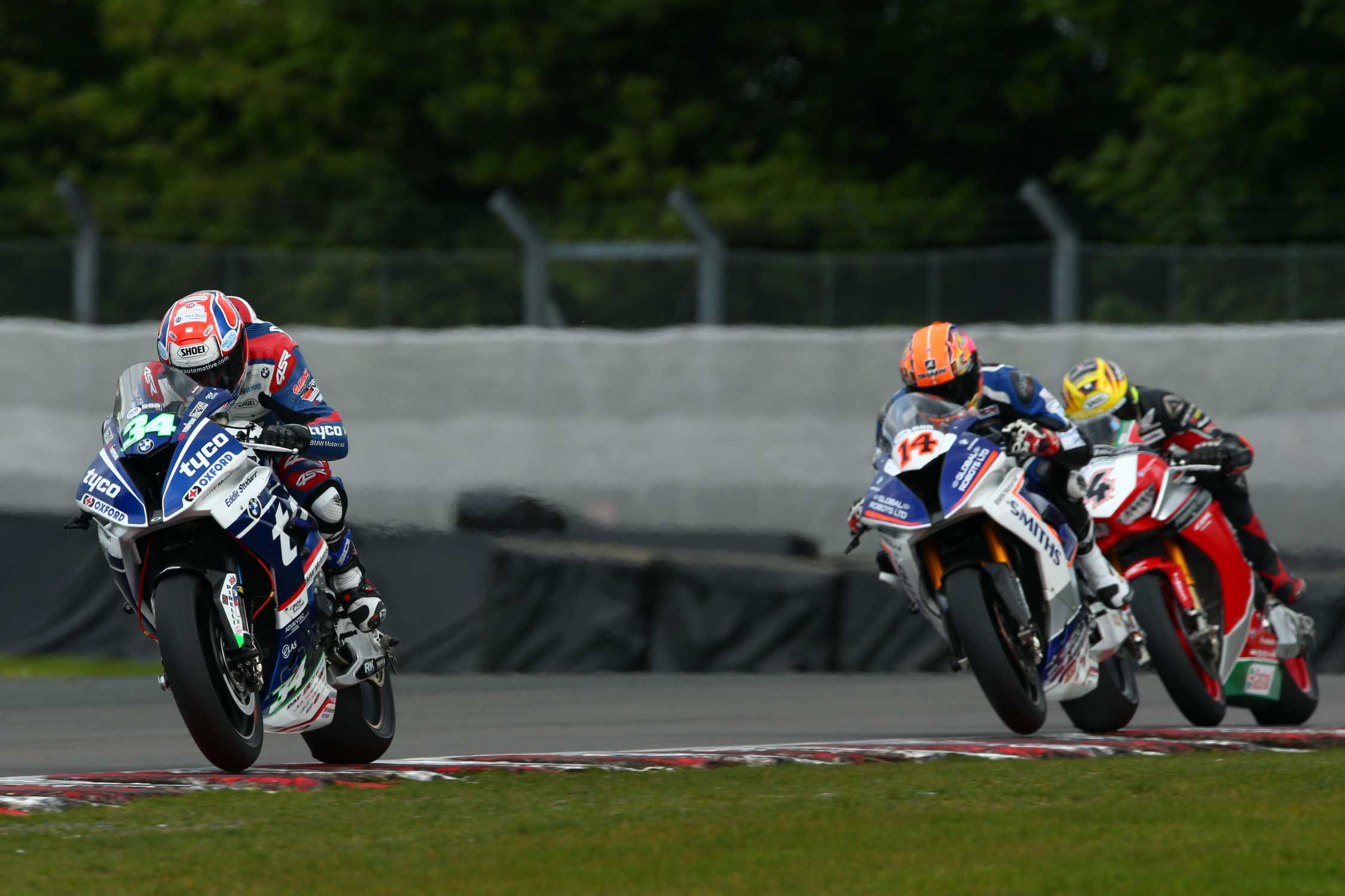 Oulton Park (GB) British Superbike Championship 30th April 2017. Team ...