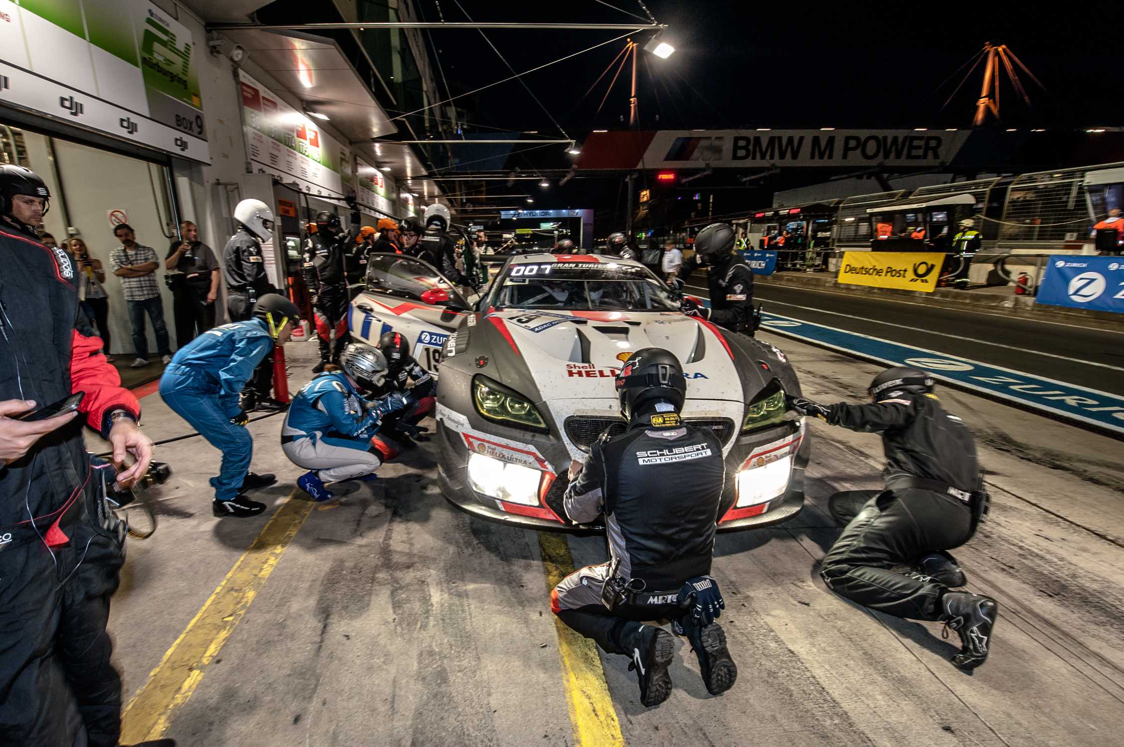 Nürburgring (GER) 27th May 2017. #19 BMW M6 GT3, Schubert Motorsport ...
