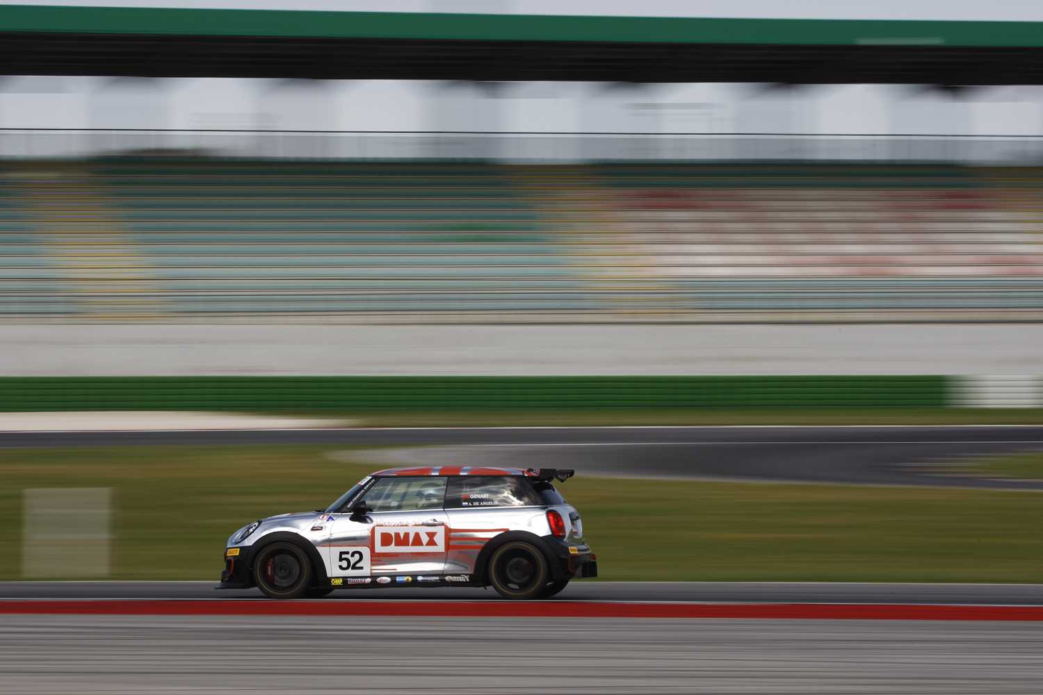 02/06/2017 MINI Challenge 2017 - MISANO - Qualifiche - N. 52 Alex De ...