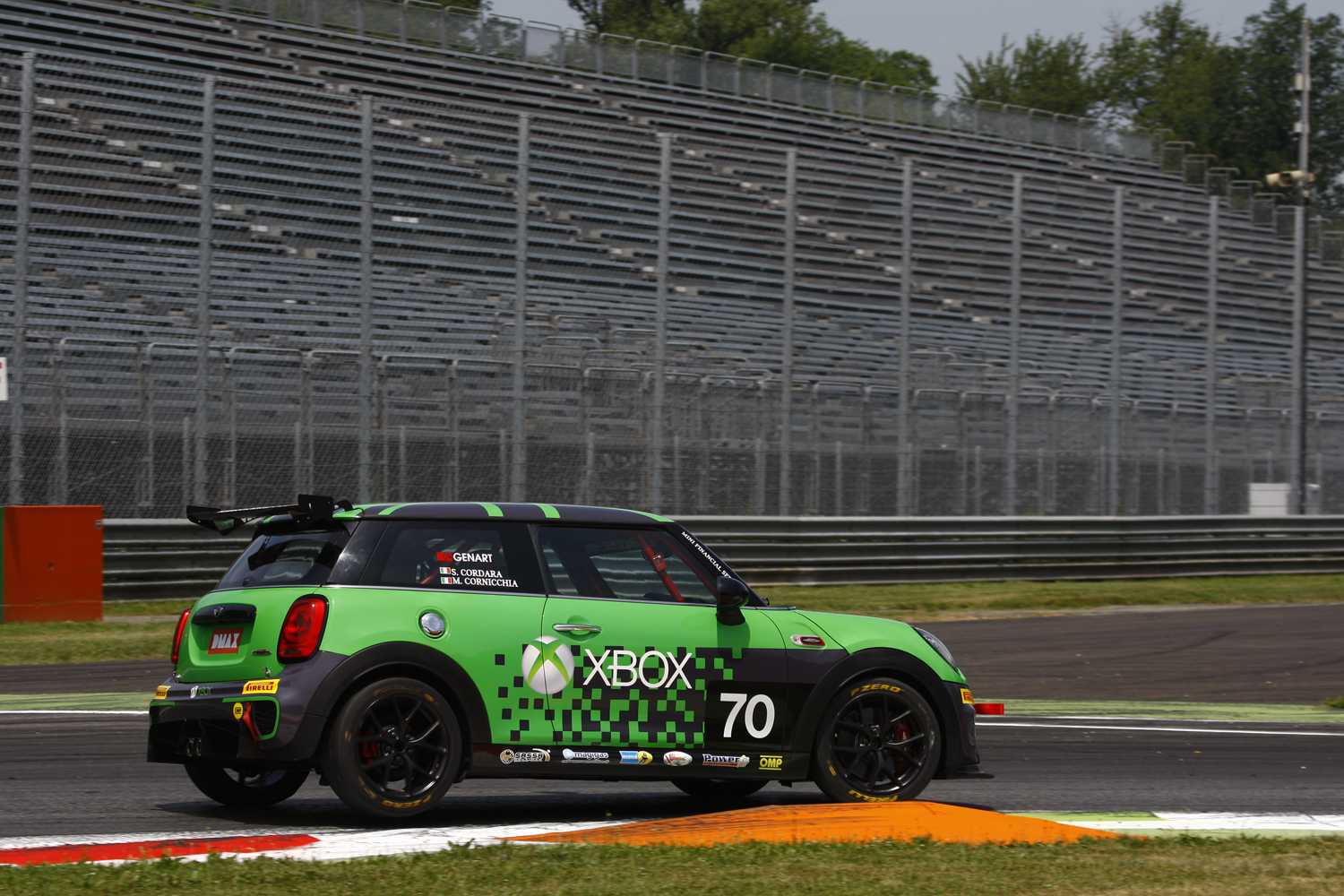 16/06/2017 MINI Challenge 2017 - MONZA - Prove Libere - N. 70 Stefano ...