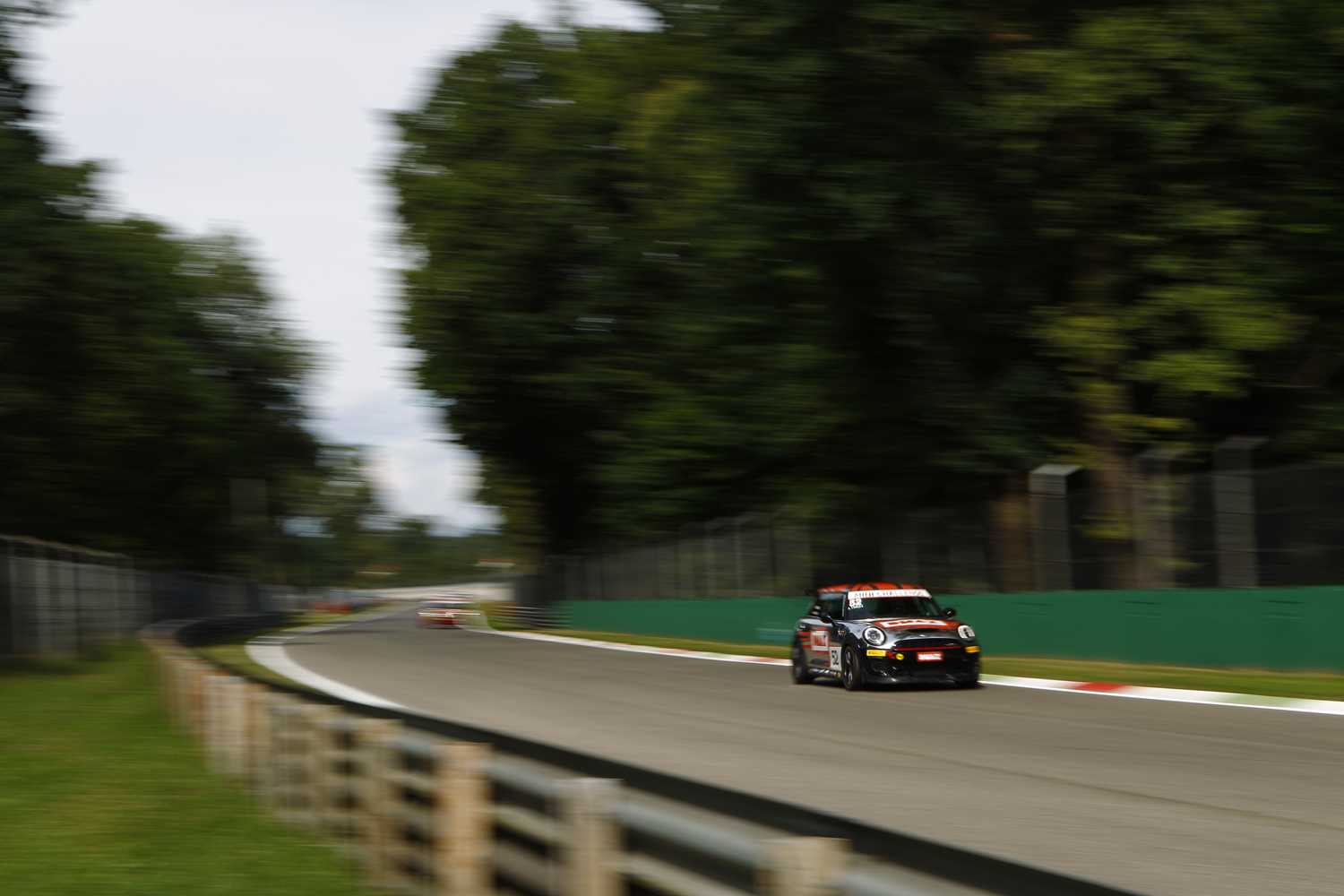 16/06/2017 MINI Challenge 2017 - MONZA - Qualifiche - N. 52 Alberto ...