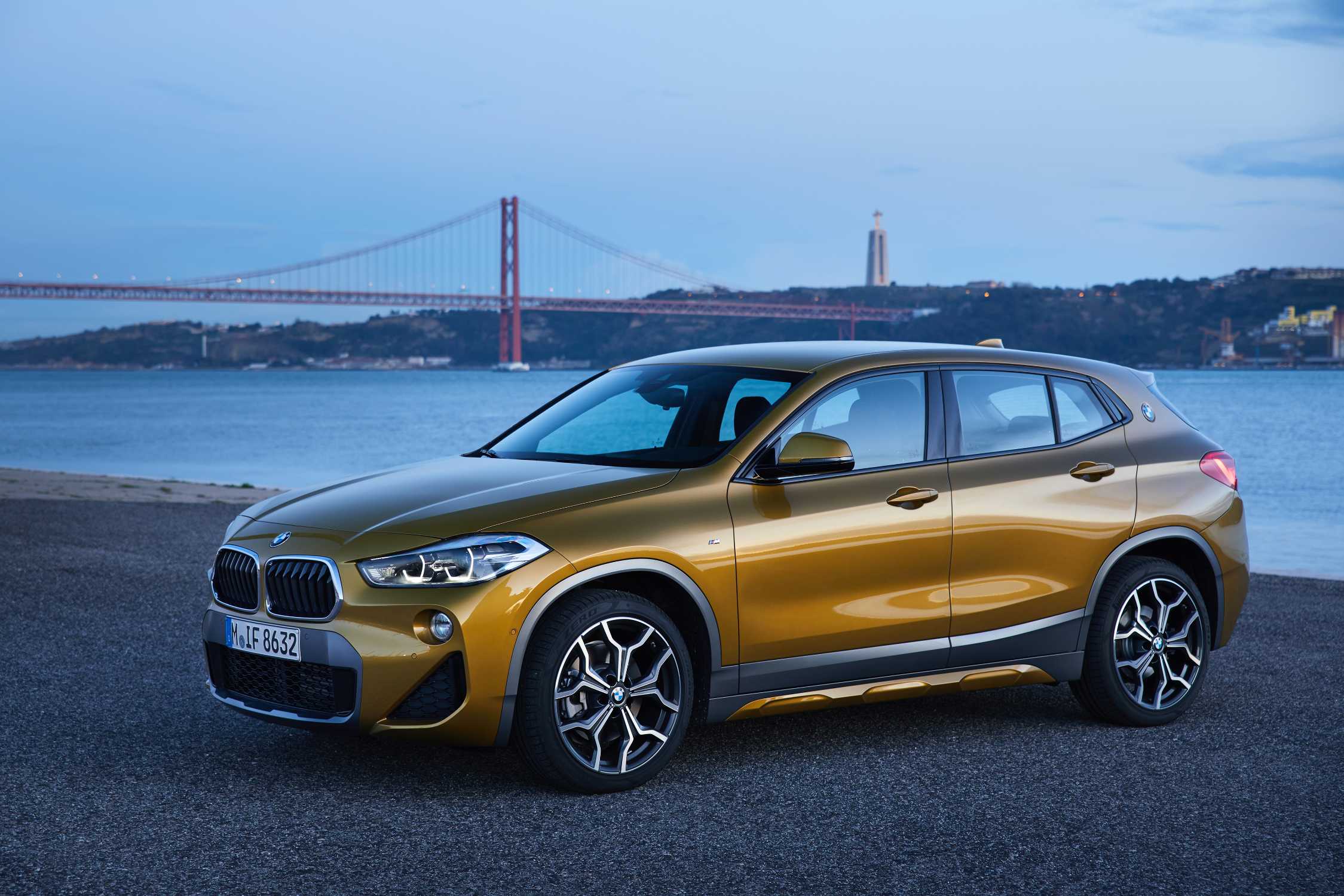 The New BMW X2 X2 XDrive20d Model M Sport X Galvanic Gold 02 2018 