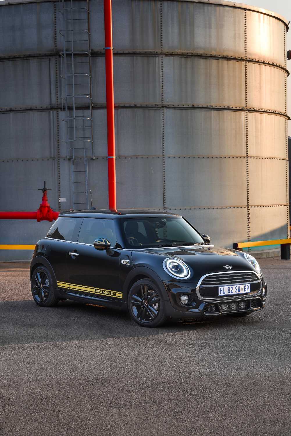 The MINI 1499 GT special edition debuts at 2018 South African Festival ...