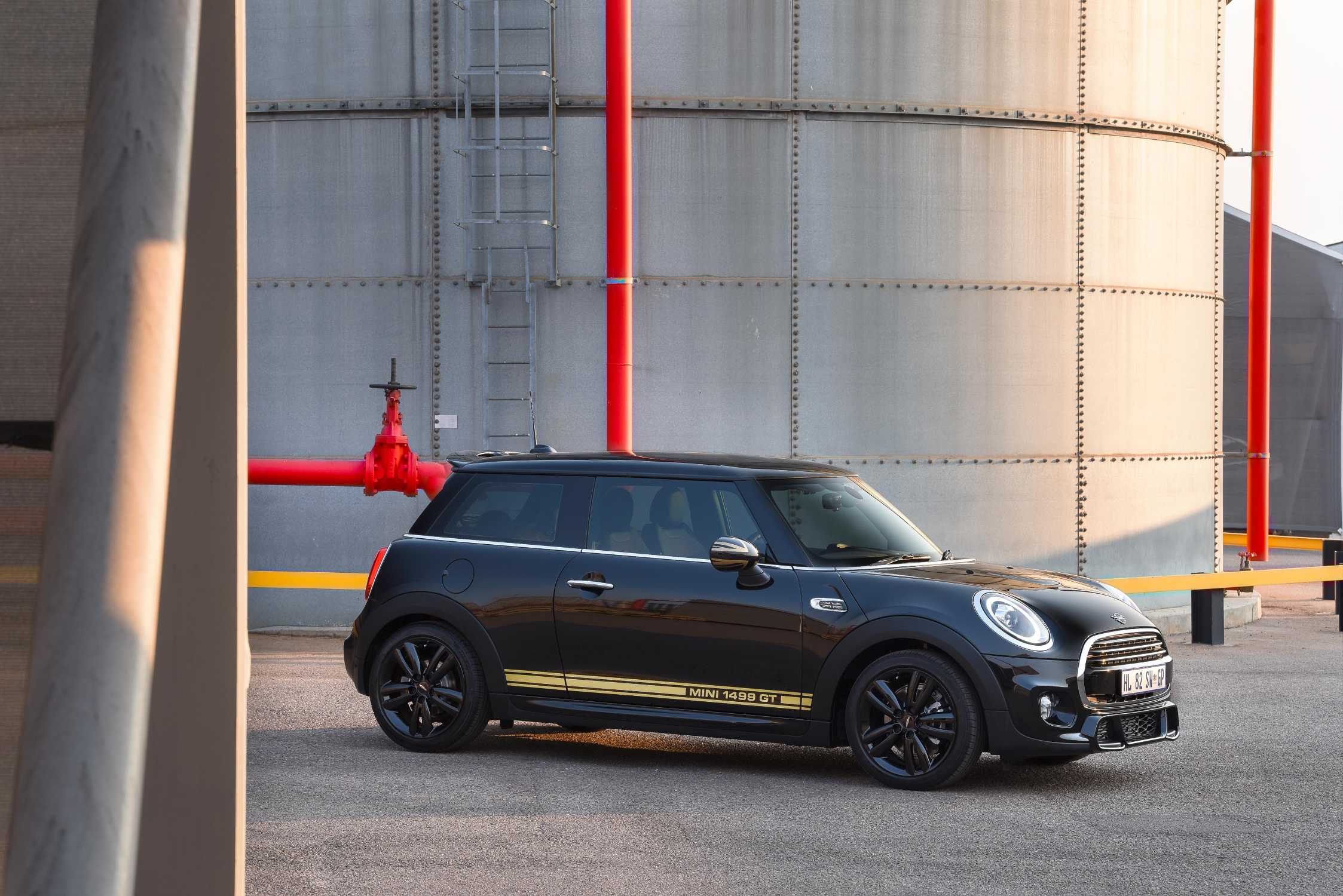 The MINI 1499 GT special edition debuts at 2018 South African Festival ...
