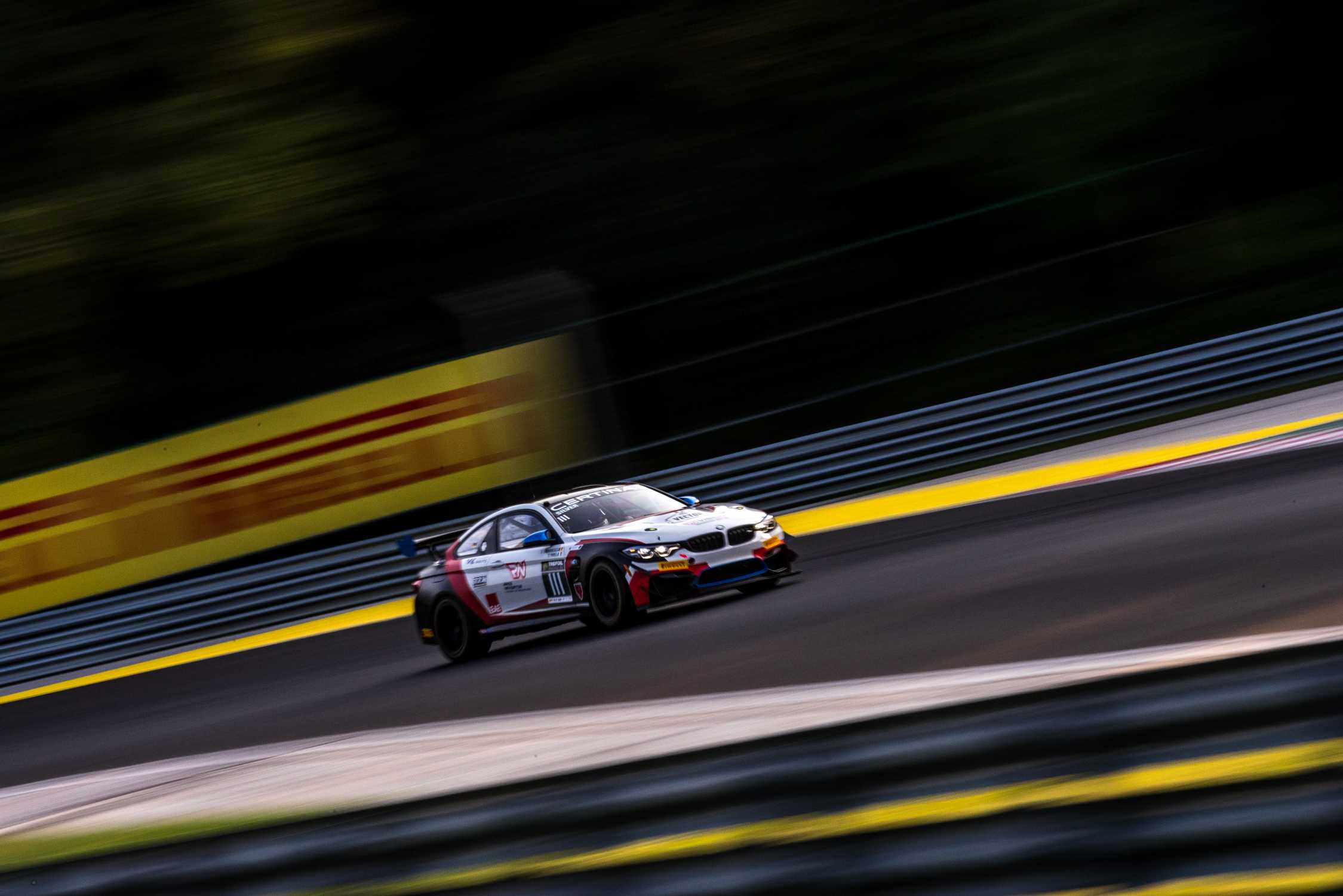 Romanian Razvan Umbrărescu, two podium places with BMW M4 GT4 at ...