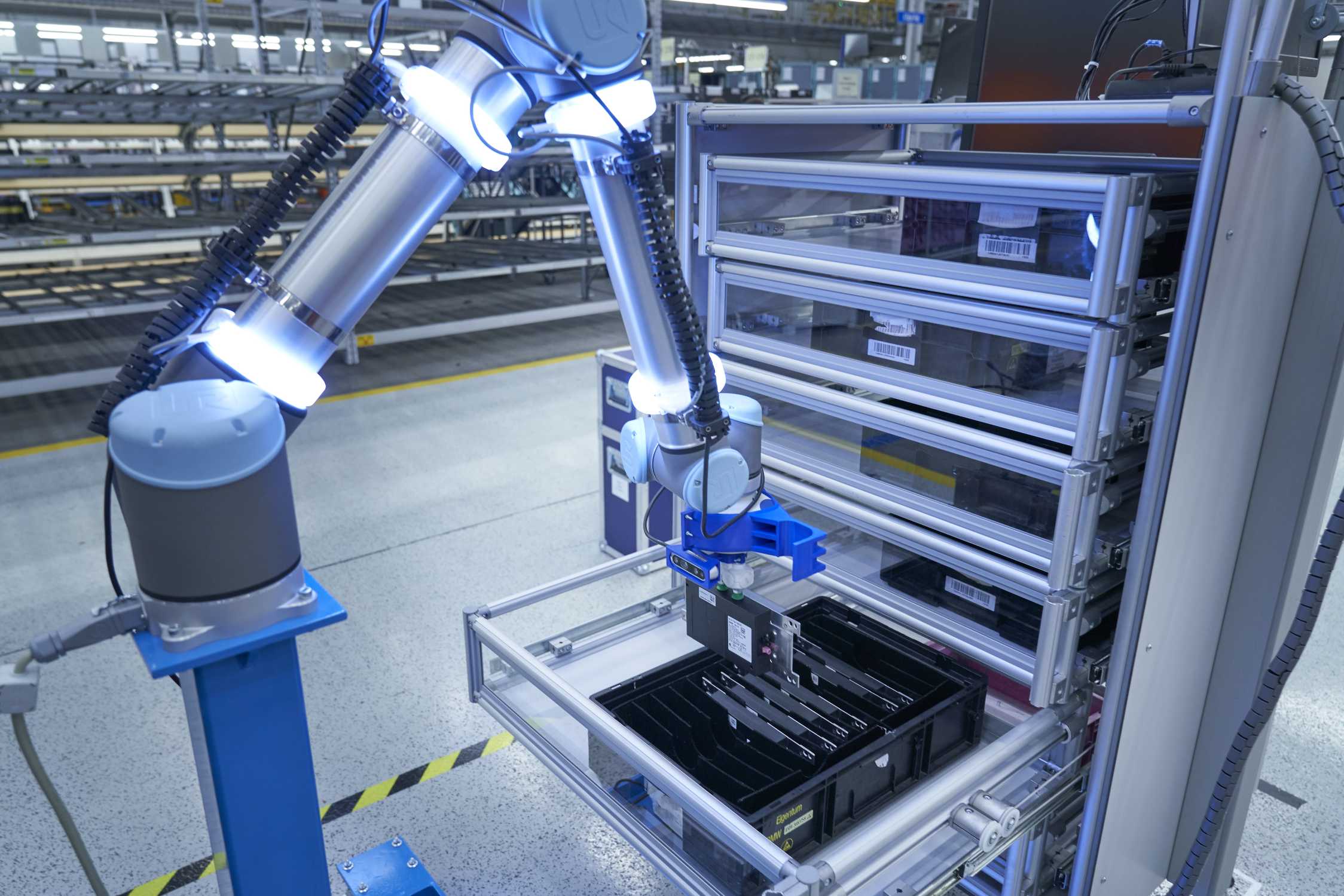 Logistikroboter PickBot Der BMW Group Logistik 11 2018 