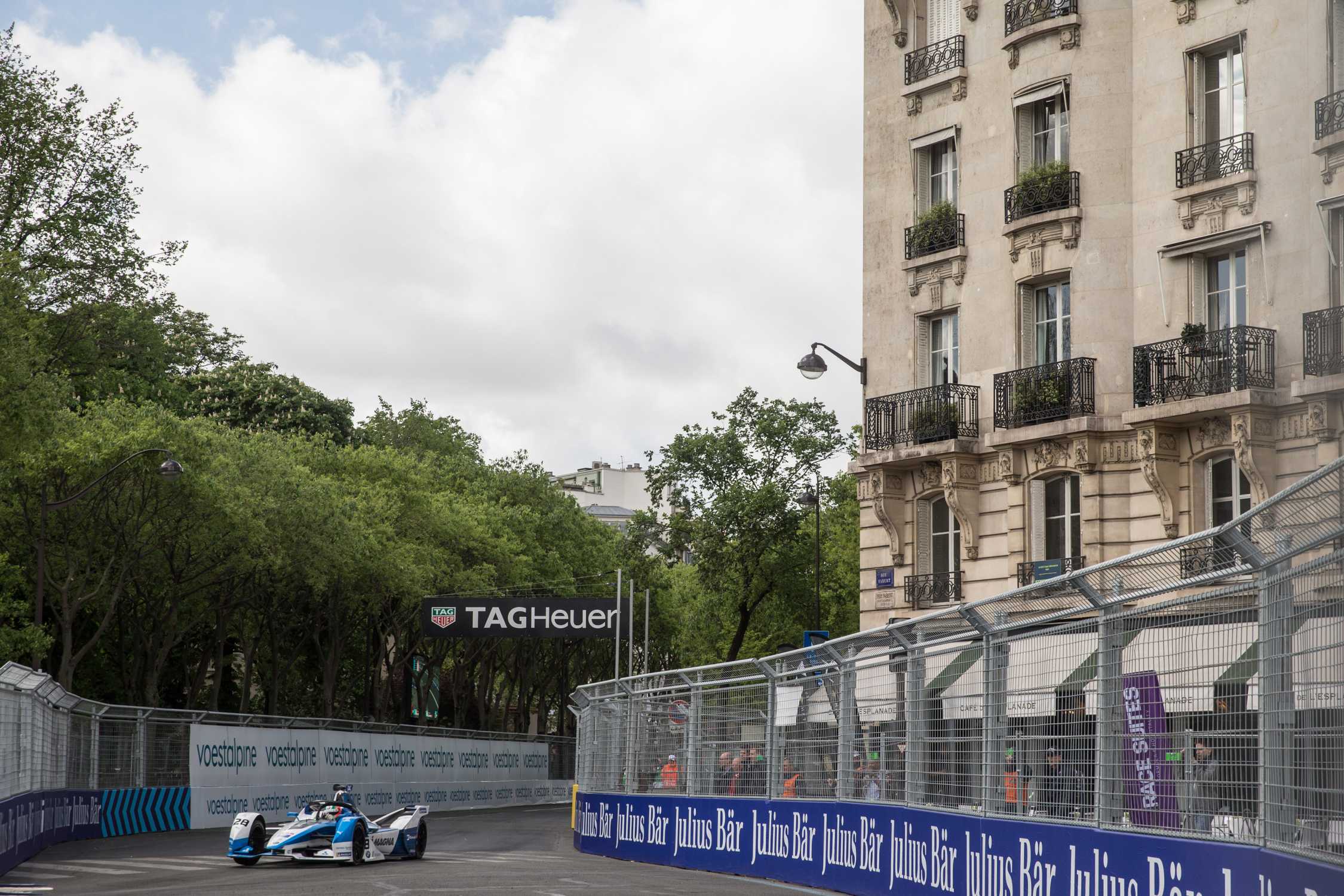 Paris (FRA), 27th April 2019. BMW i Andretti Motorsport, ABB FIA ...