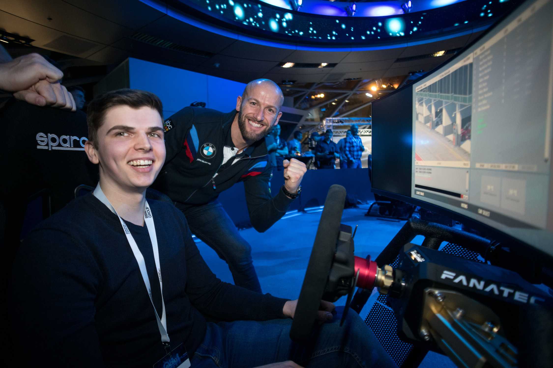Munich (GER), 5th December 2019. BMW SIM LIVE, Sim-Racing, Simulator ...
