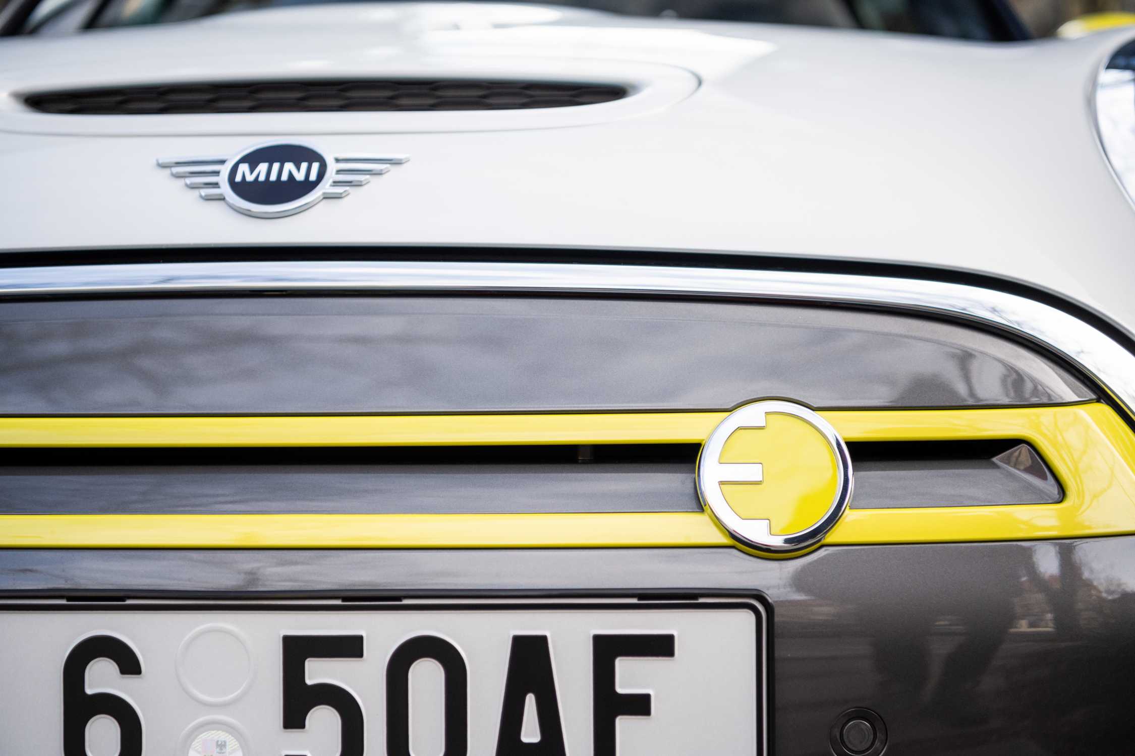 MINI Cooper SE. Czech onlocation pictures. (03/2020)