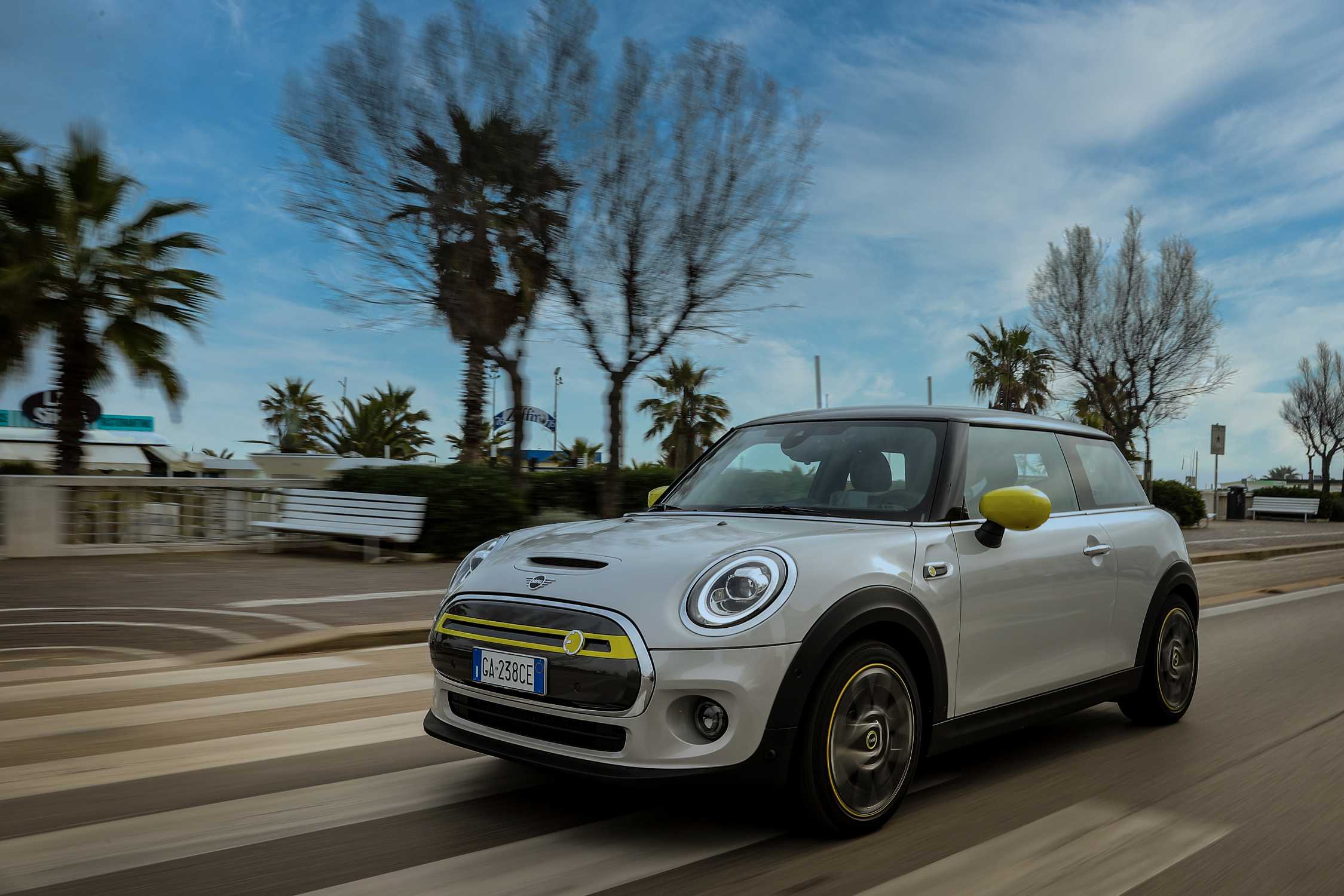 MINI Full Electric (04/2020)