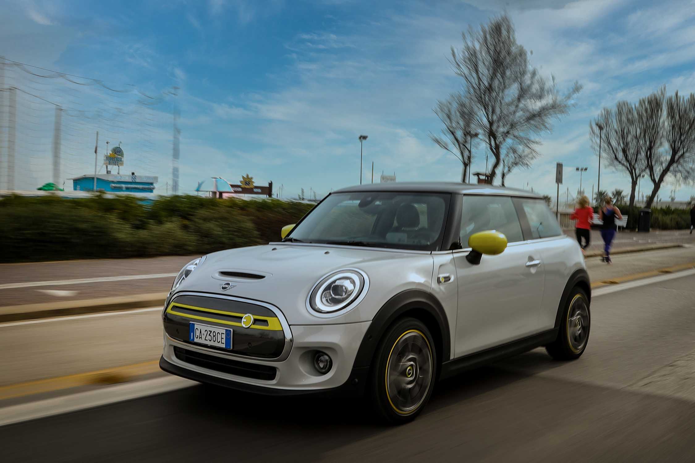 MINI Full Electric (04/2020)
