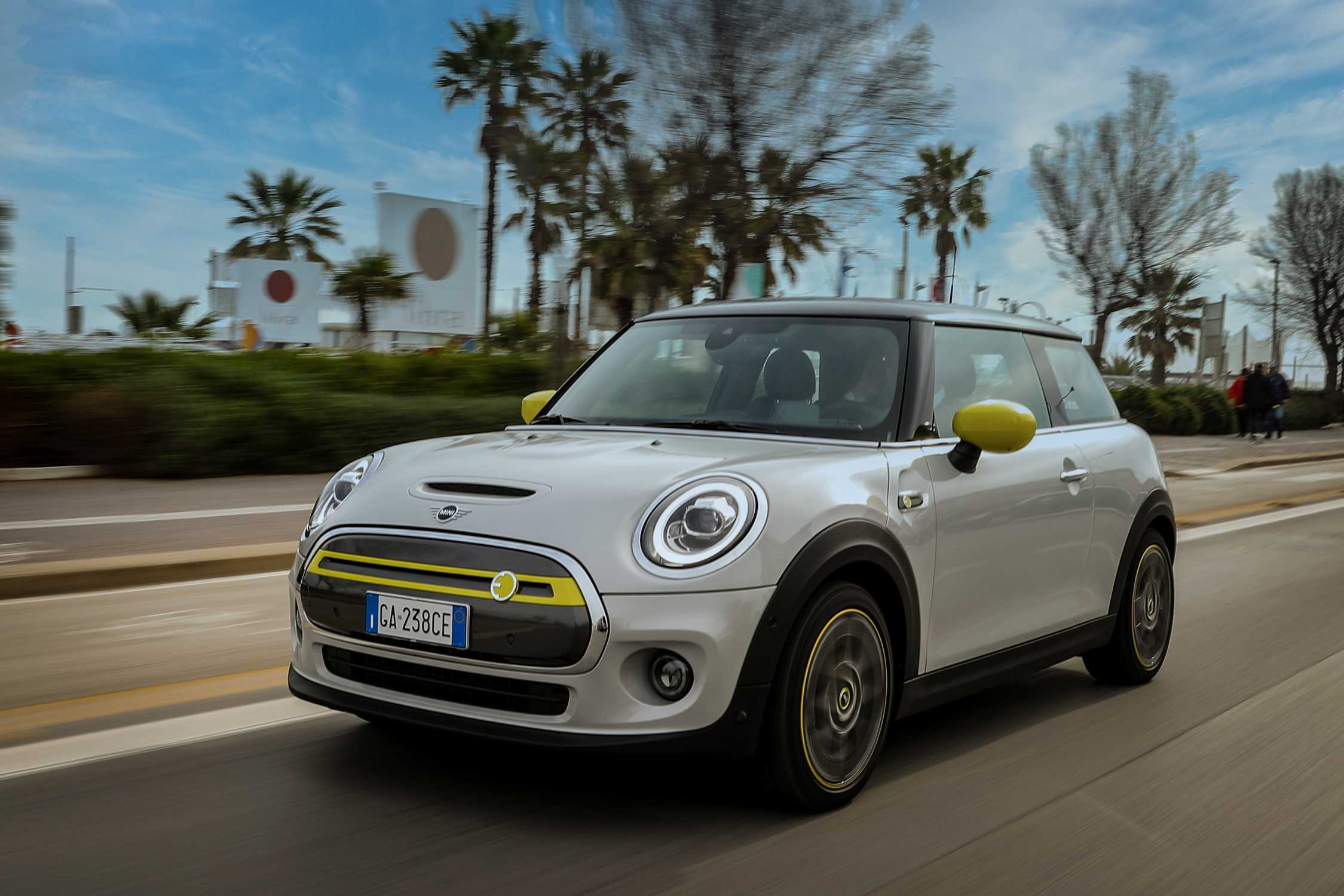 MINI Full Electric (04/2020)