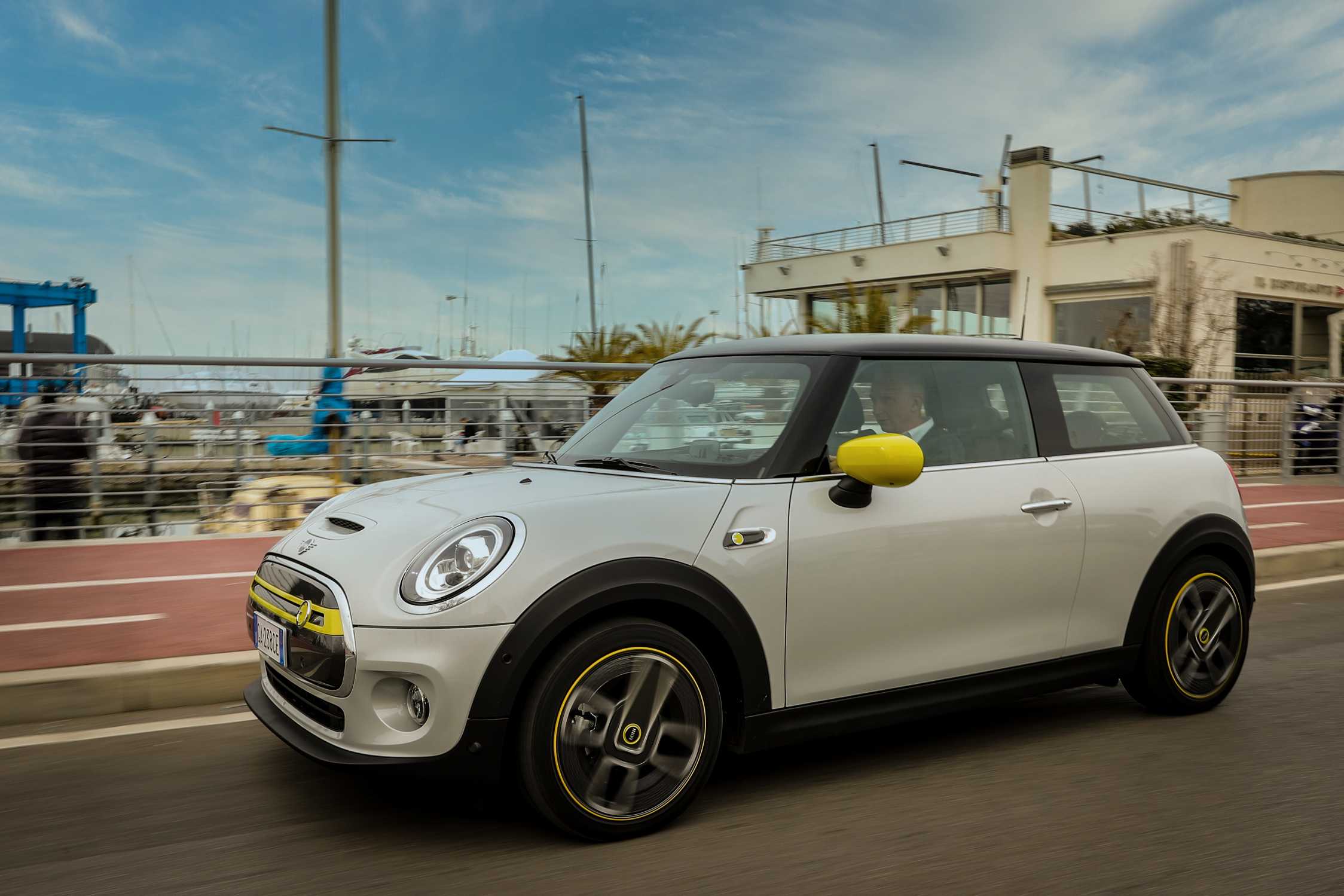 MINI Full Electric (04/2020)