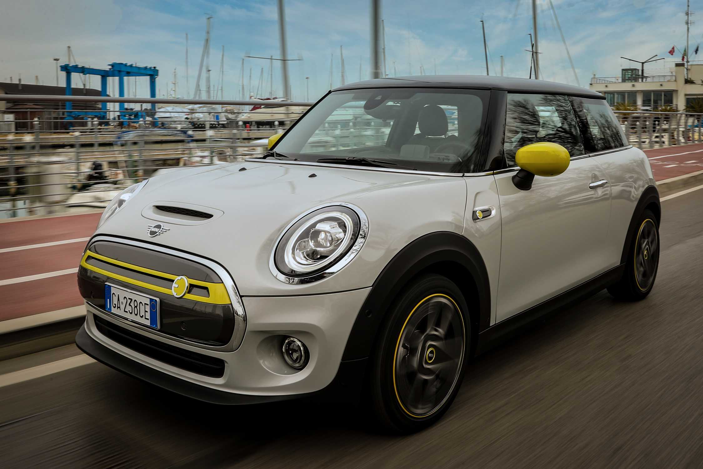 MINI Full Electric (04/2020)