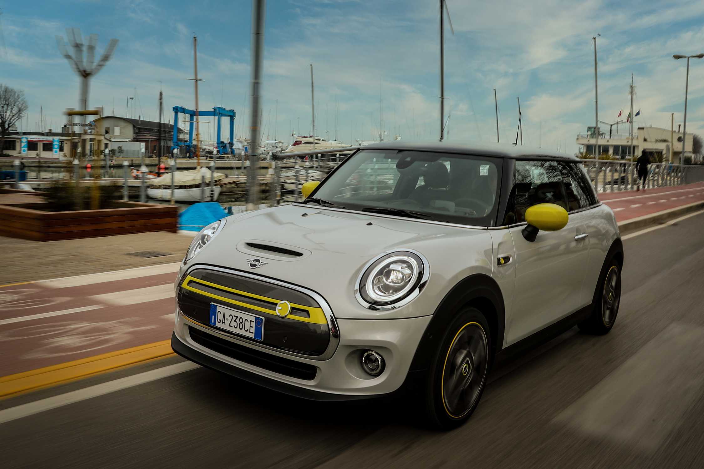 MINI Full Electric (04/2020)