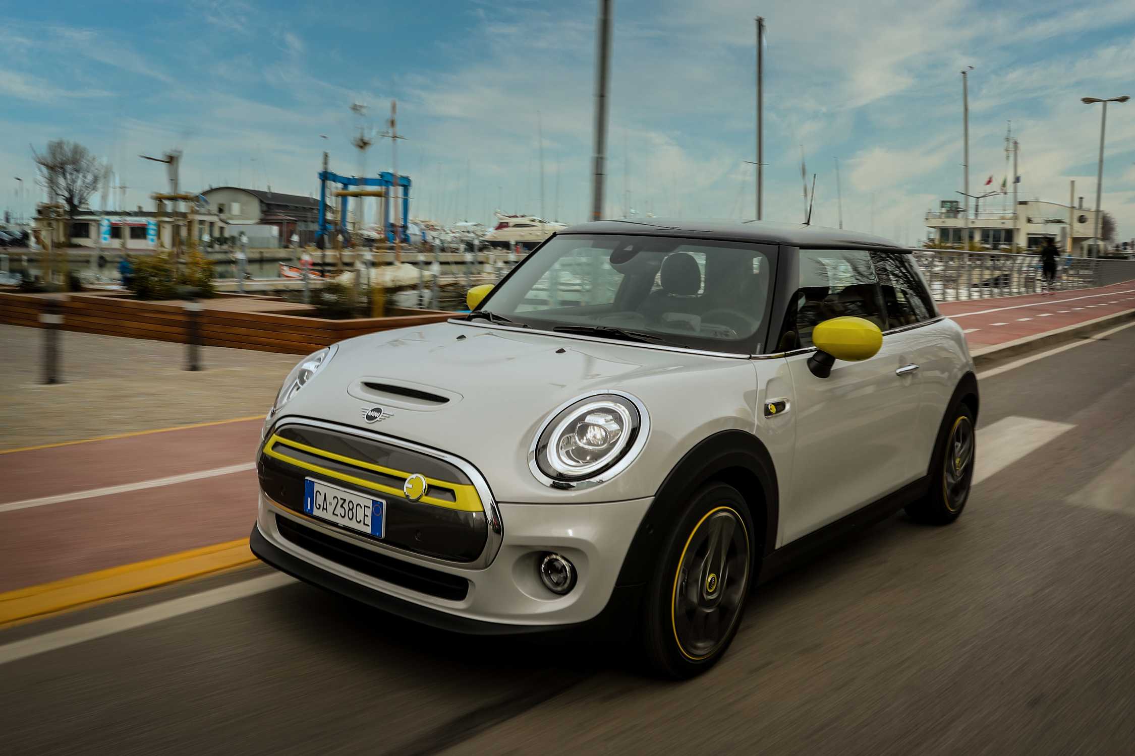 MINI Full Electric (04/2020)