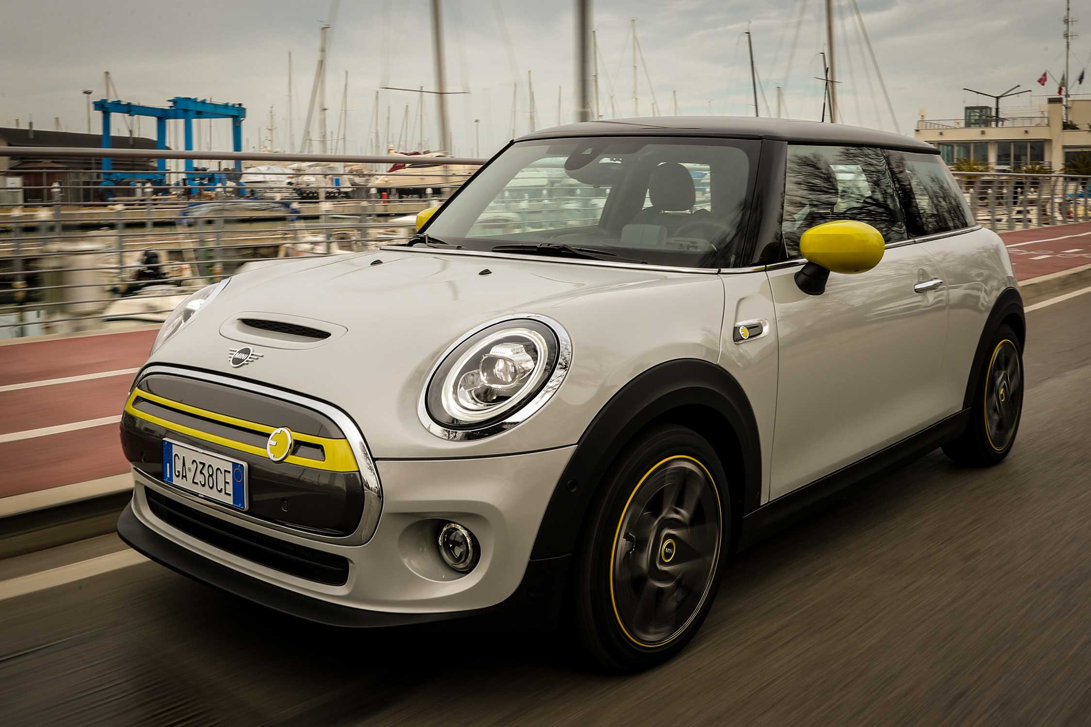 MINI Full Electric (04/2020)