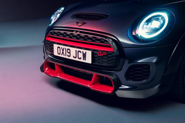 Emotional and highly dynamic: the design of the MINI John Cooper Works GP.