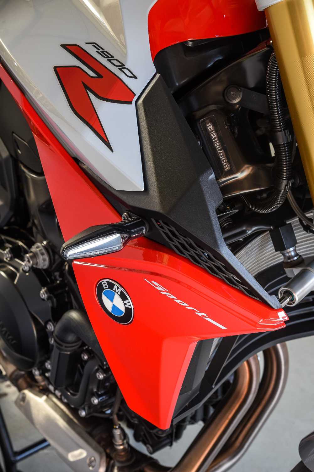 The new BMW F 900 R, BMW F 900 XR and BMW S 1000 XR now available in ...