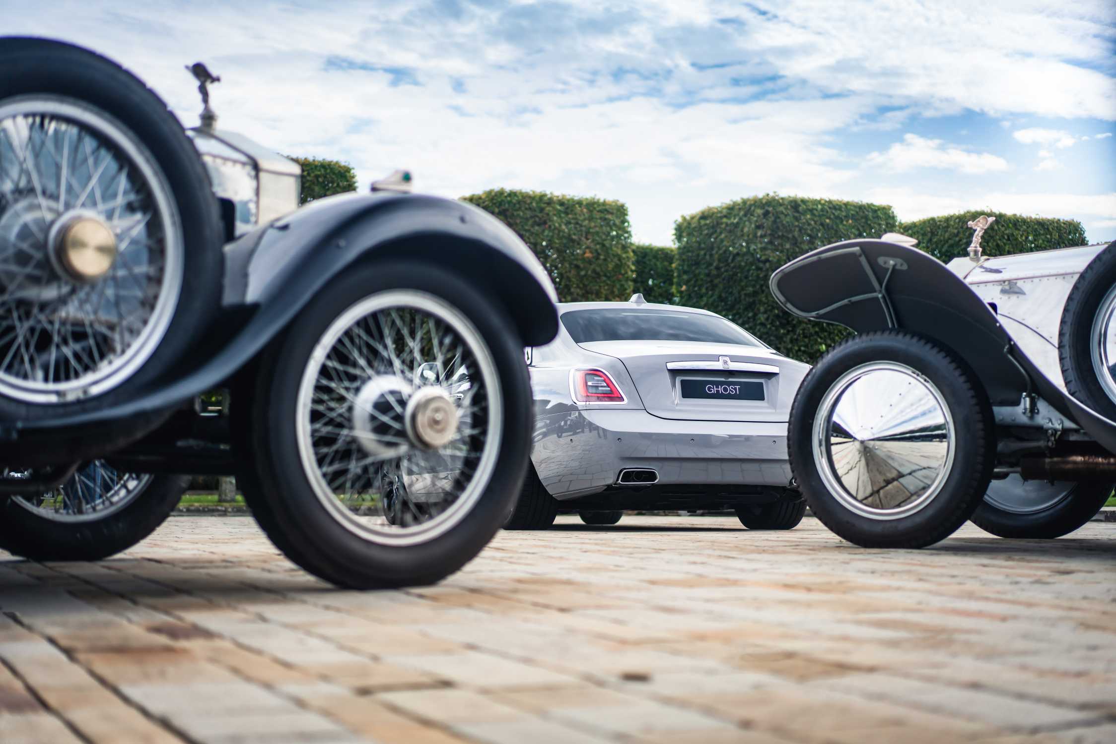 FOREBEARS WELCOME NEW GHOST TO ROLLS-ROYCE FAMILY