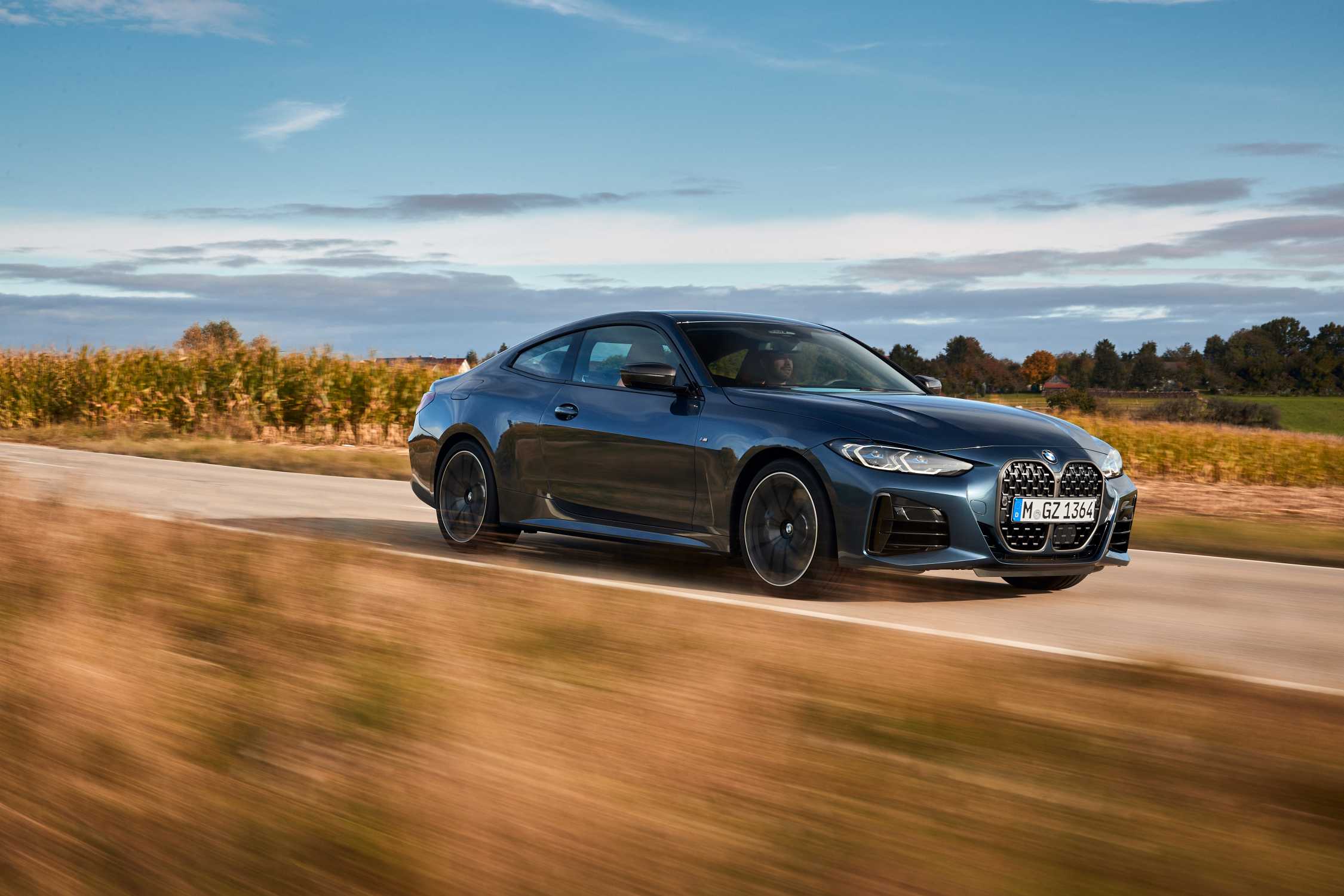 BMW M440i xDrive, Arctic Race Blue, Rim 19” Styling 797 M (10/2020).