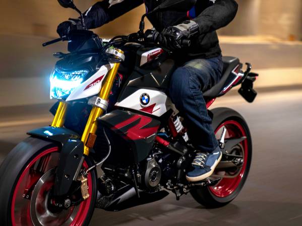BMW Motorrad presents the new BMW G 310 R. A breath of fresh air for ...