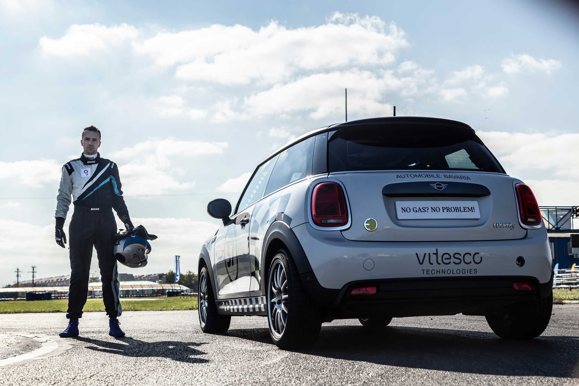 Dominic Marcu, Racing Driver MINI Electric Racing, photographer Bogdan ...